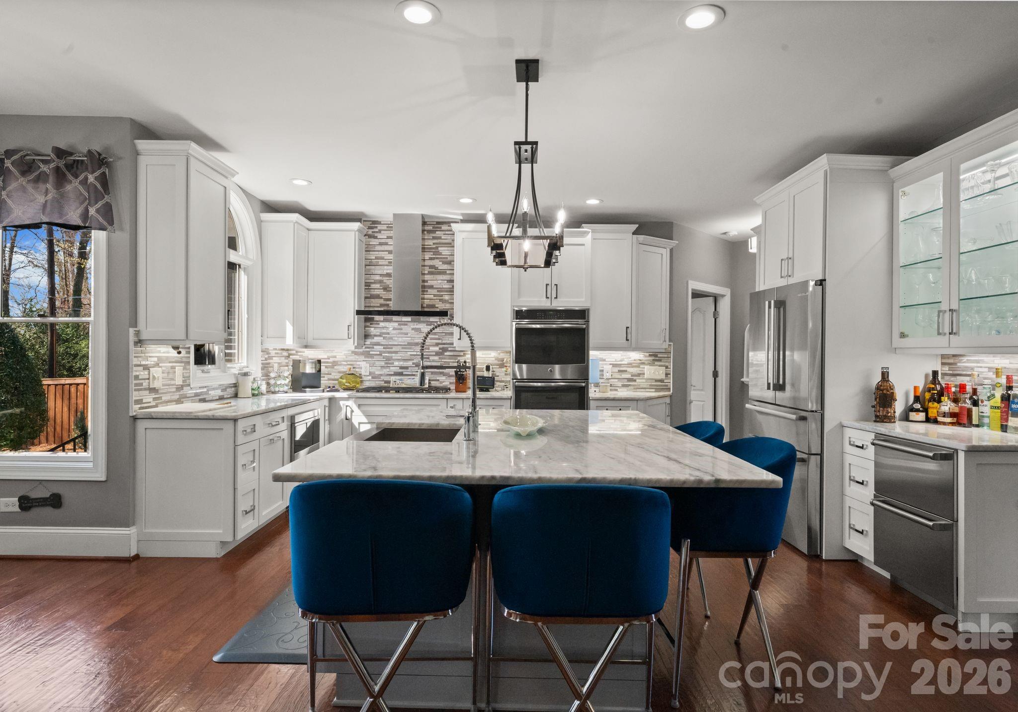 Photo 12 of 141 Sardis Lane, Charlotte, NC