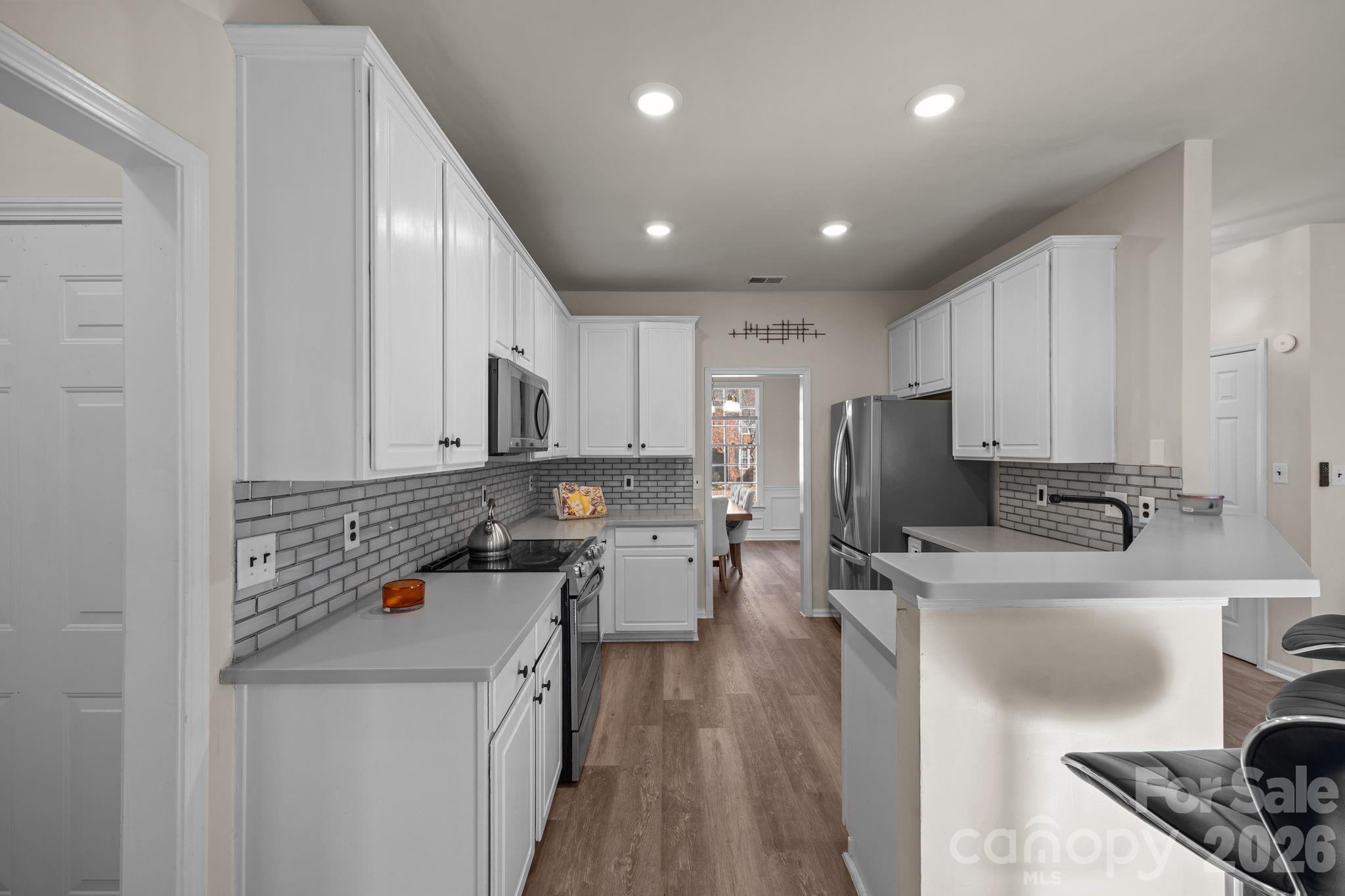 Photo 15 of 7708 Harrington Woods Road, Charlotte, NC