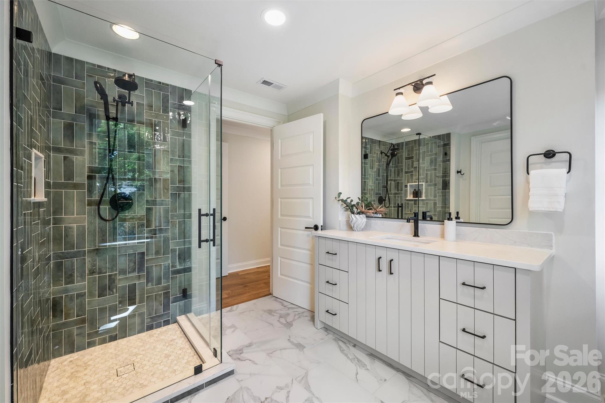 Photo 35 of 509 E Tremont Avenue, Charlotte, NC