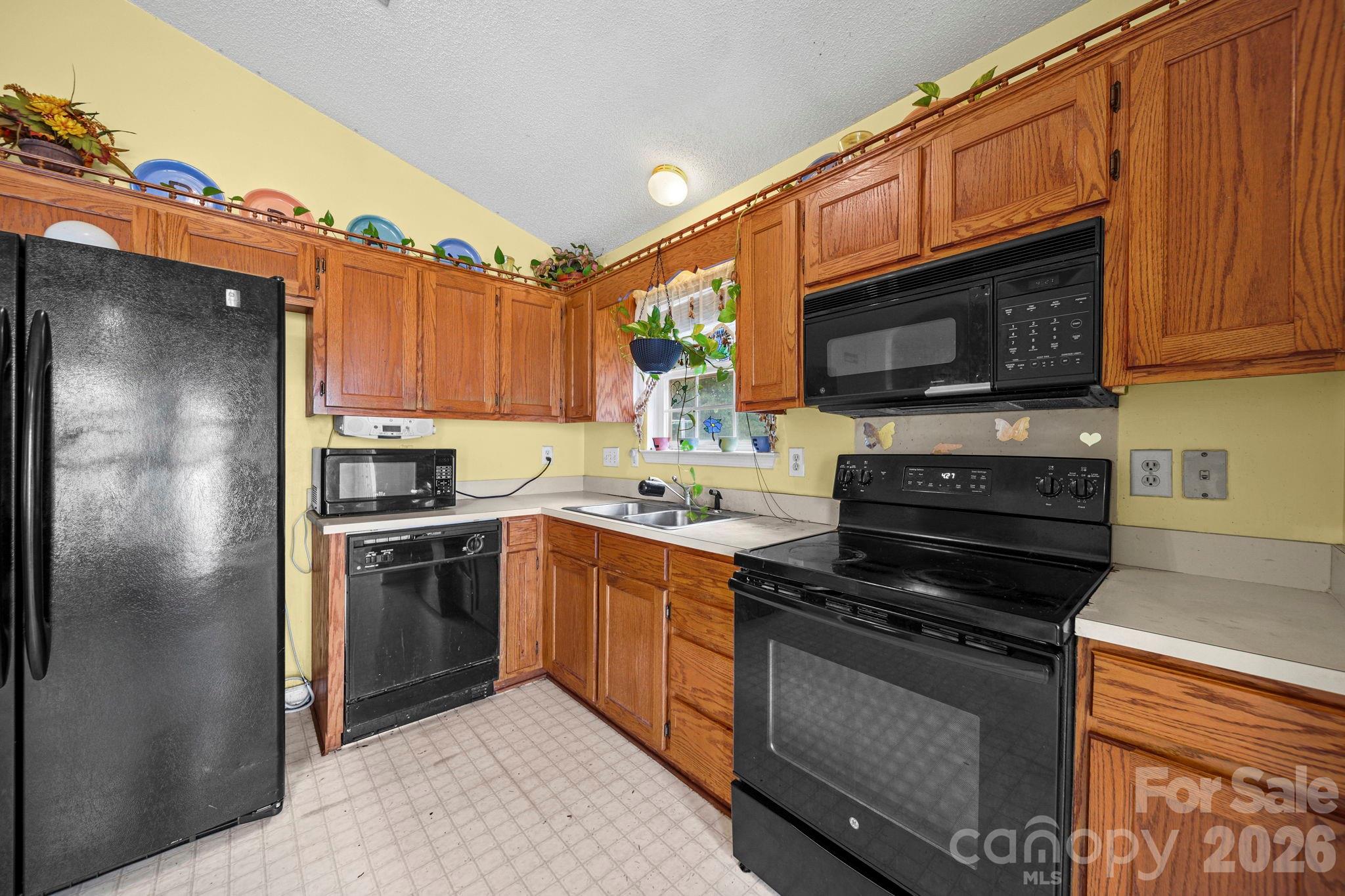 Photo 11 of 3311 Atlas Drive, Charlotte, NC