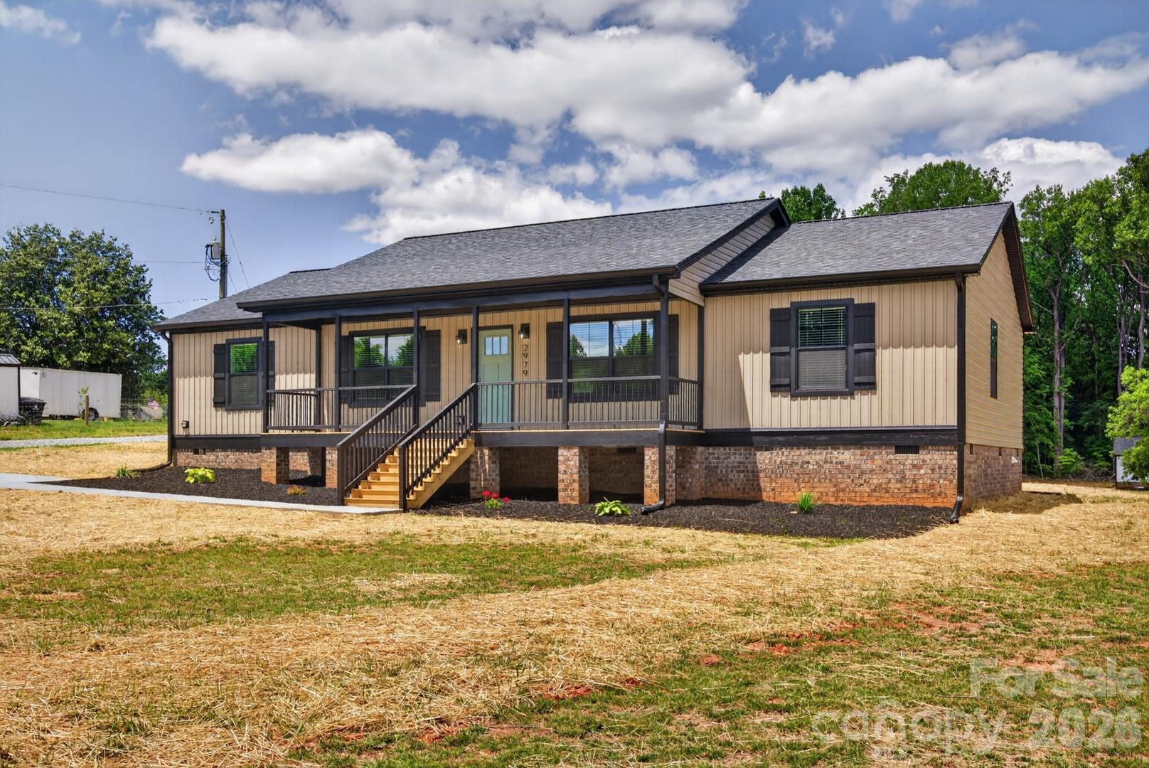 2979 Durant Drive, Winston Salem, NC - photo 2 of 47