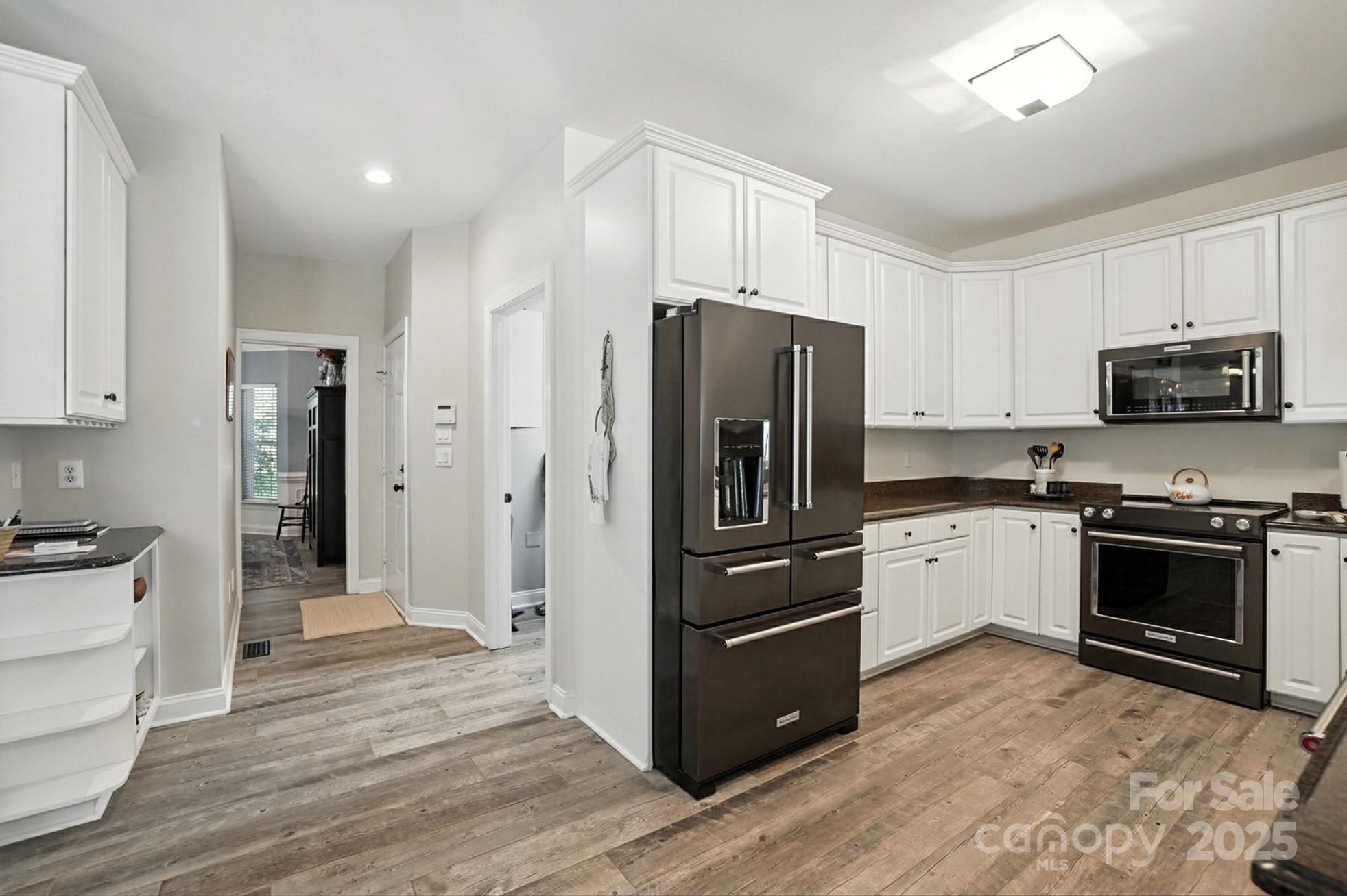 10219 Windtree Lane, Charlotte, NC - photo 12 of 36