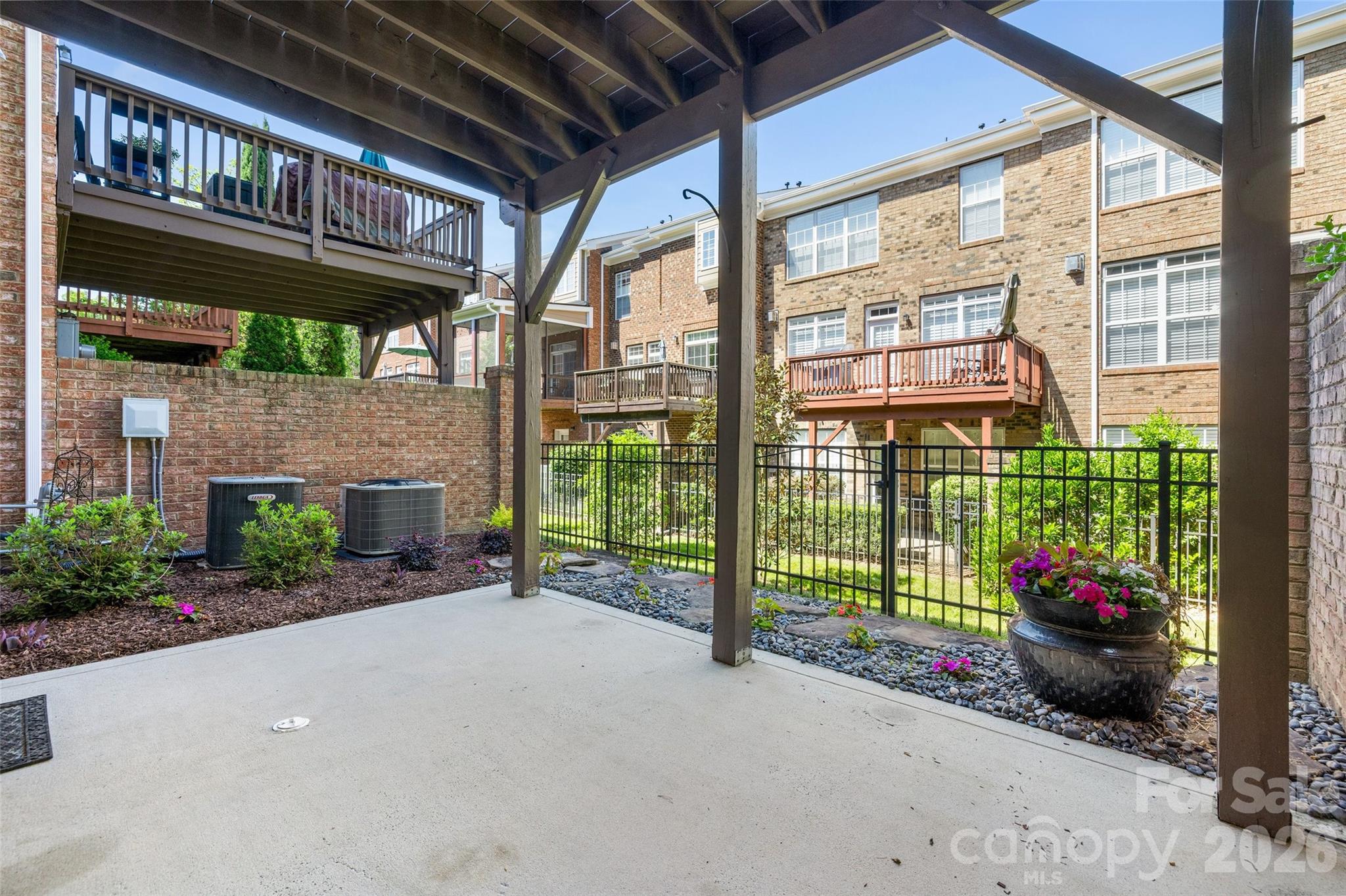 Photo 38 of 7810 Springs Village Lane, Charlotte, NC