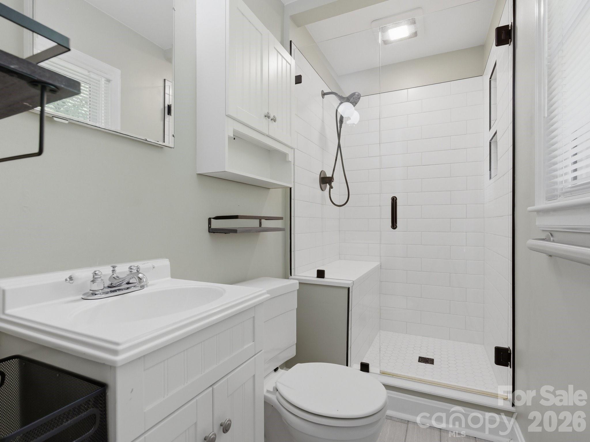 7401 Woodstream Drive, Charlotte, NC - photo 16 of 40