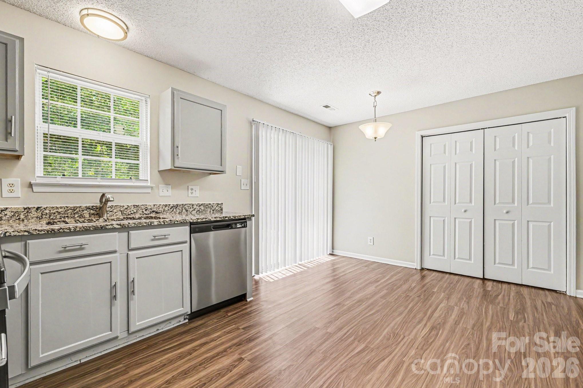 Photo 6 of 8028 Lobilia Lane, Charlotte, NC