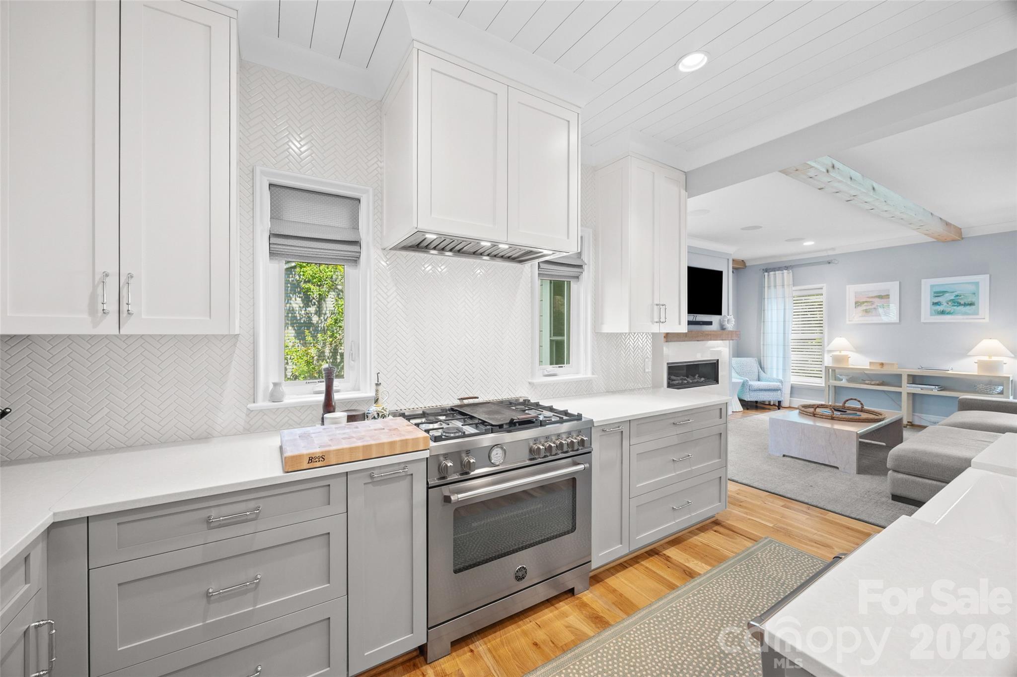 Photo 10 of 1408 Cortland Road W, Charlotte, NC