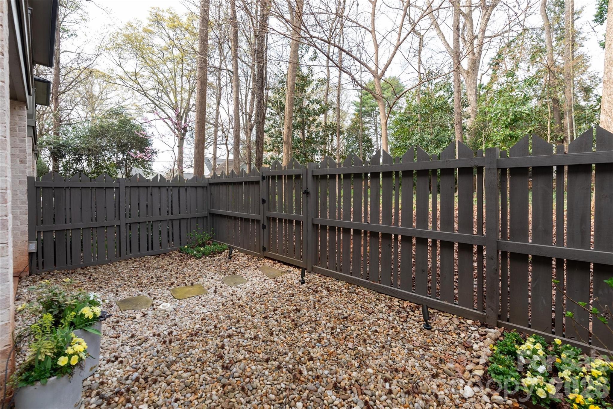 2815 Hillside Springs Drive, Charlotte, NC - photo 39 of 44