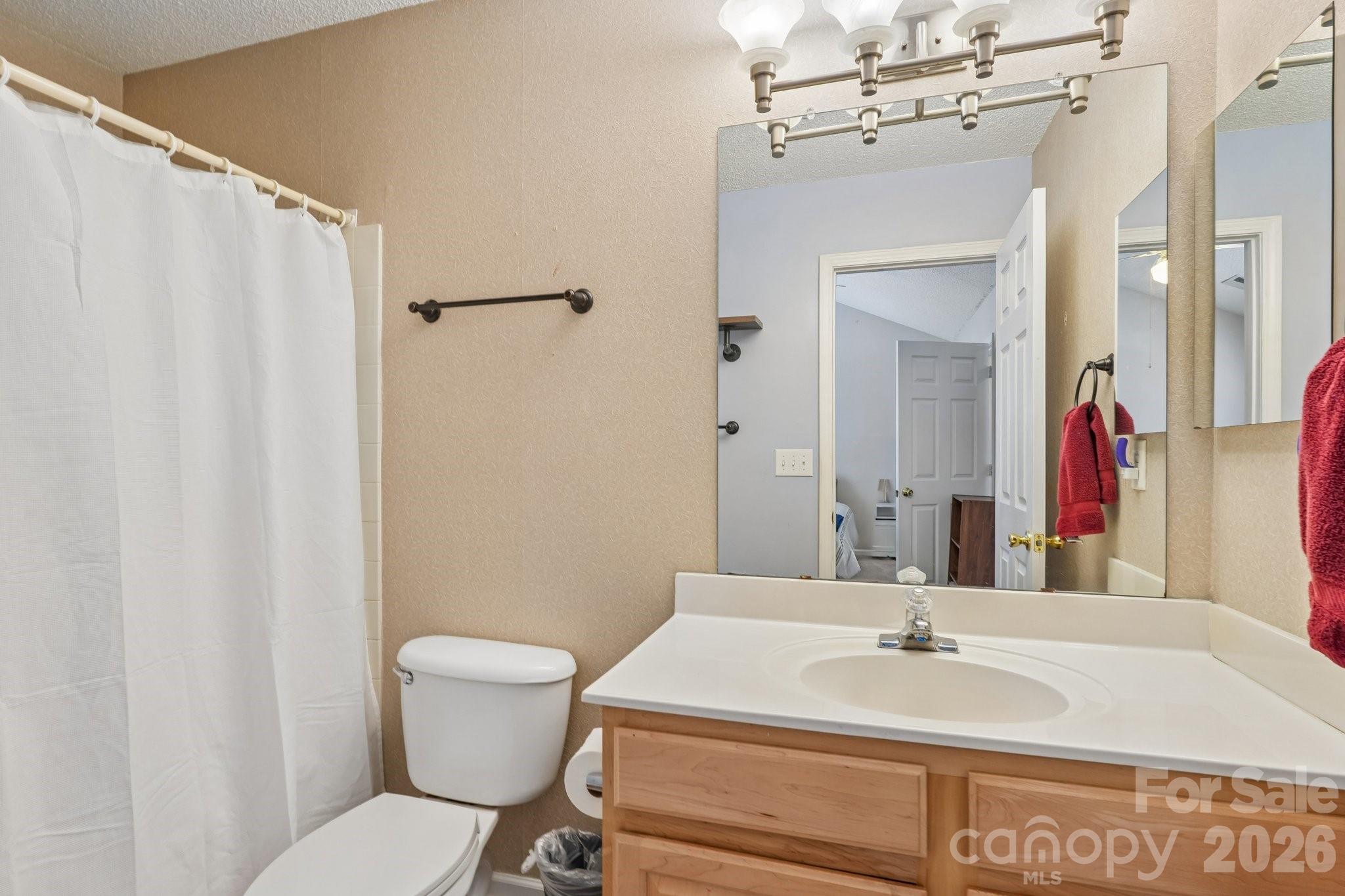 Photo 19 of 8406 Southgate Commons Drive, Charlotte, NC