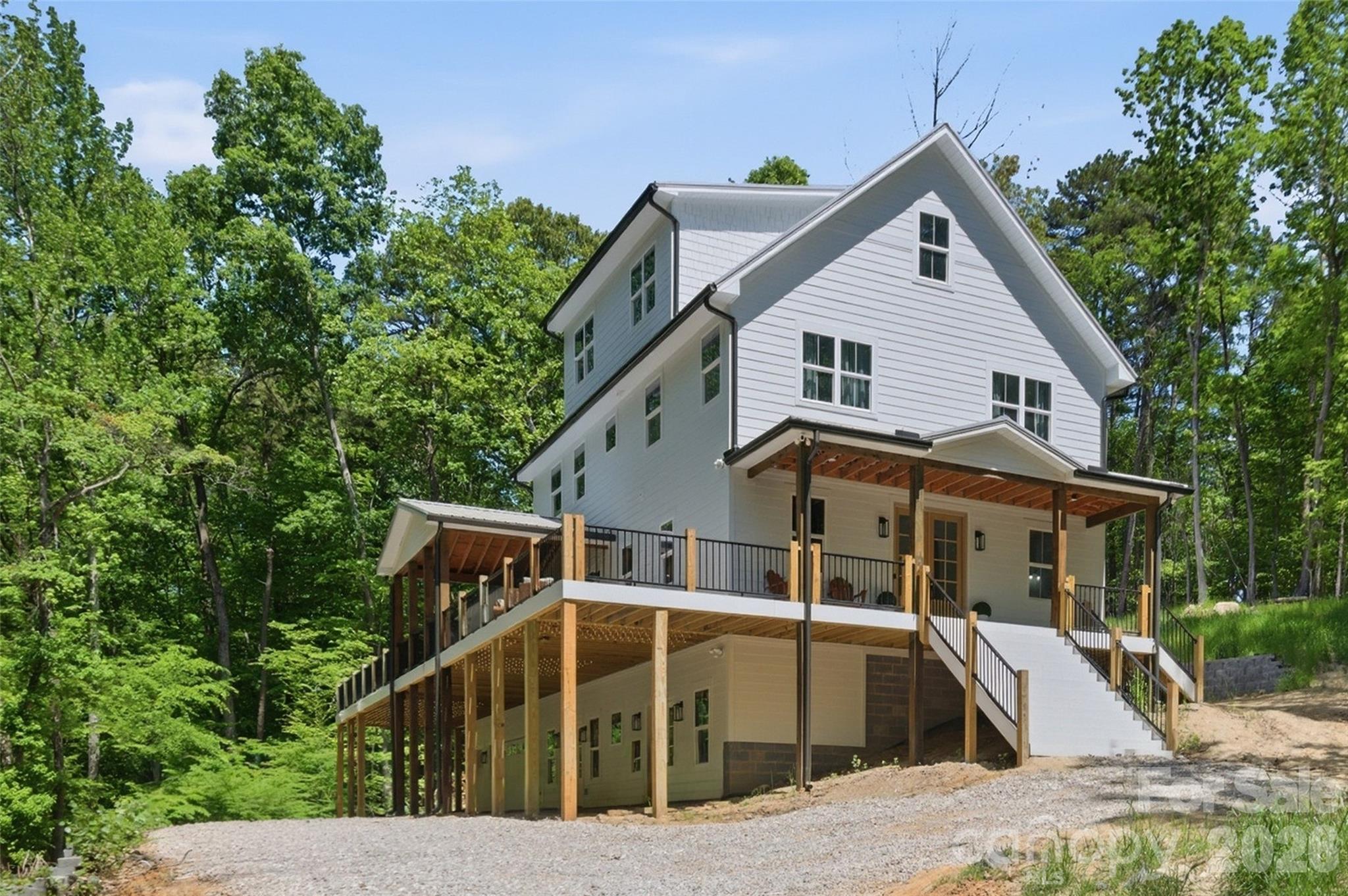 1325 Gateshead Lane, Matthews, NC