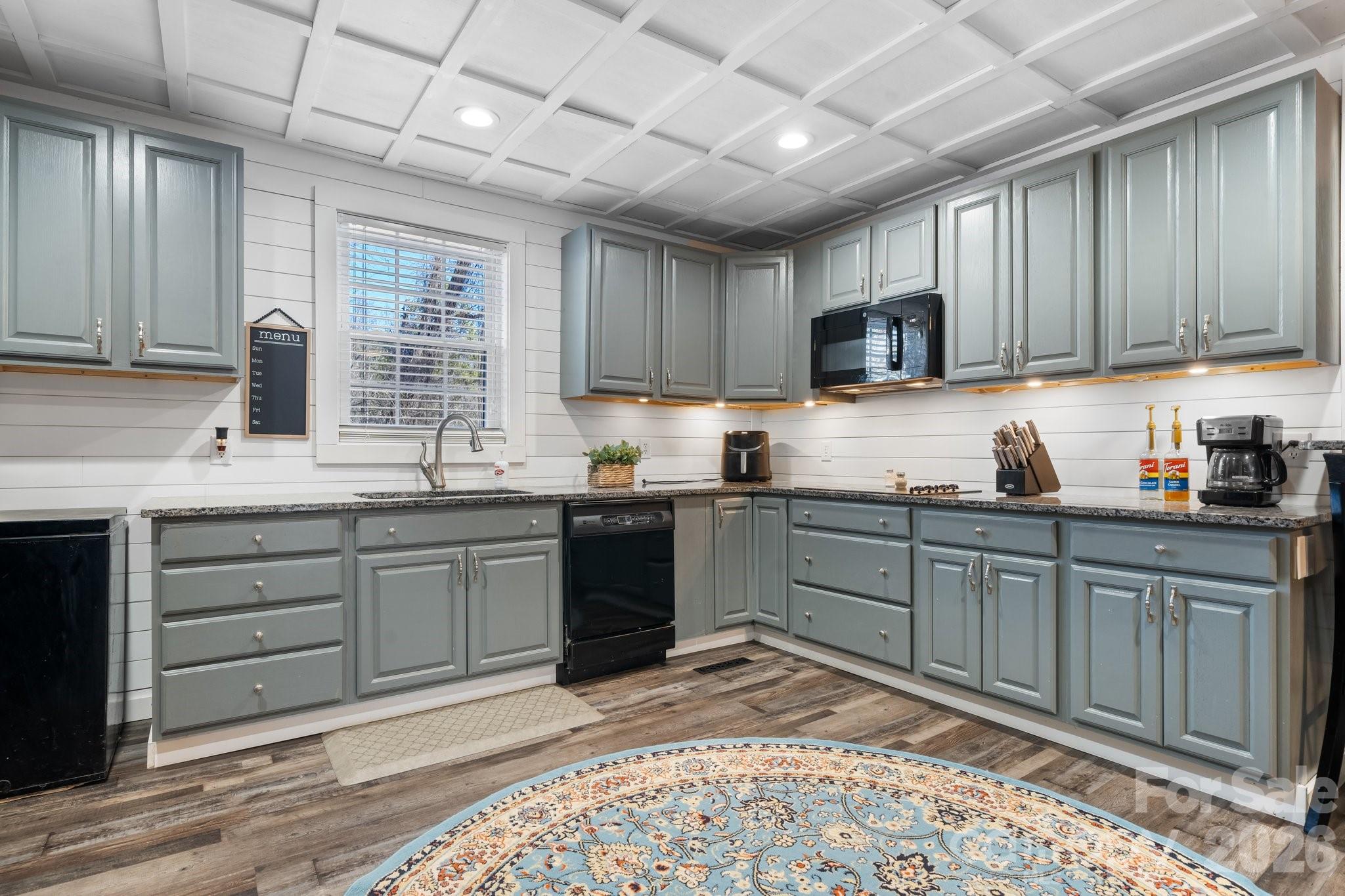 845 Linville Road, Mount Airy, NC - photo 9 of 30