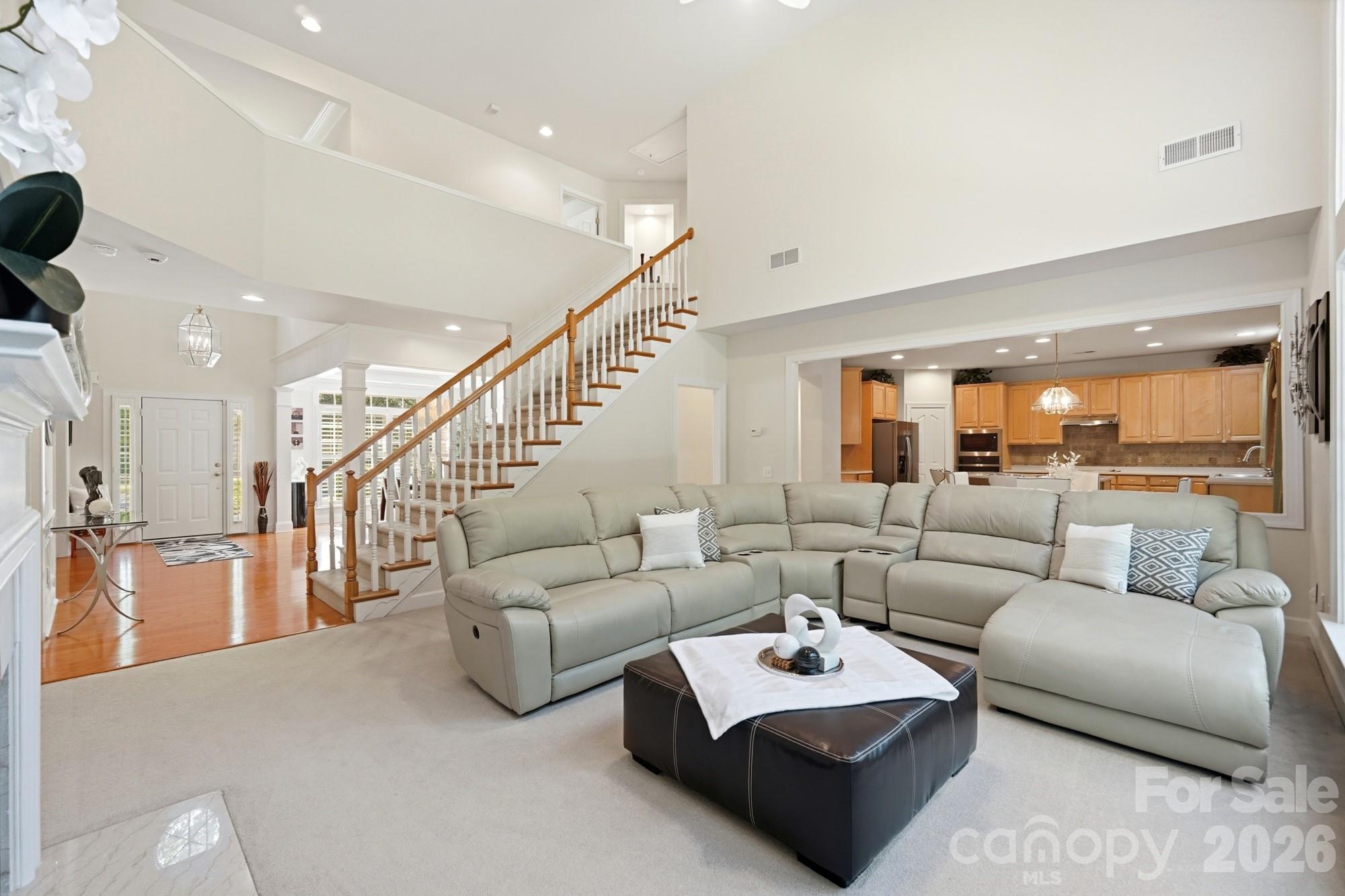 Photo 11 of 4814 King Arthur Drive, Charlotte, NC