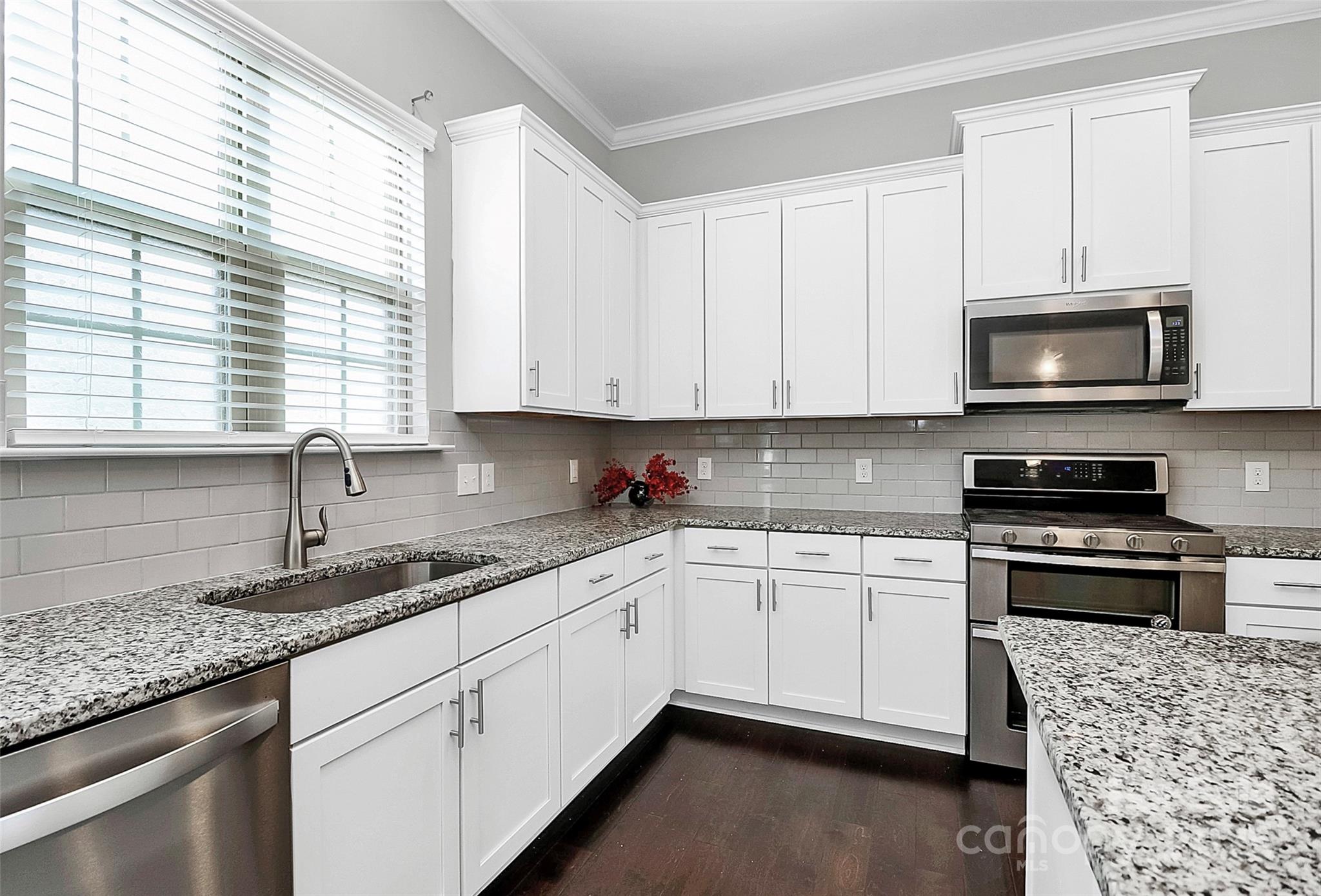 Photo 17 of 9604 Ainslie Downs Street, Charlotte, NC