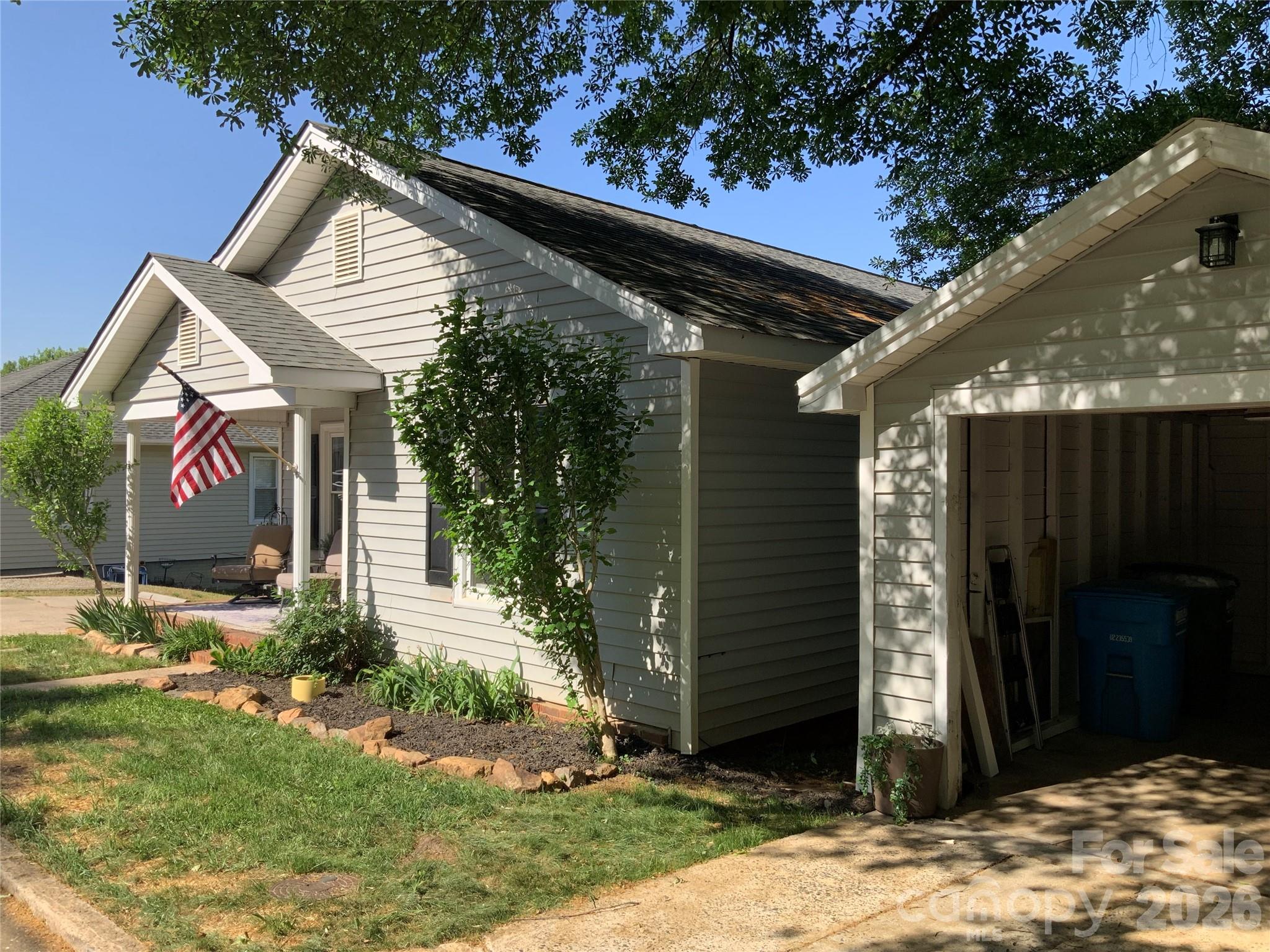 358 Woodlawn Avenue, Cramerton, NC - photo 4 of 40