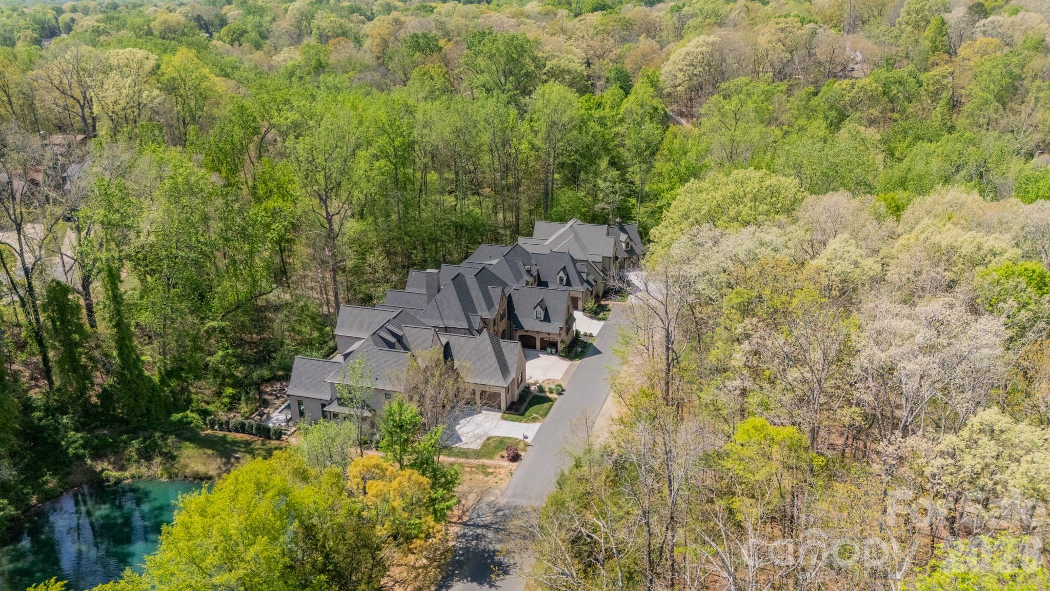 Photo 3 of 6006 Old Providence Lane, Charlotte, NC