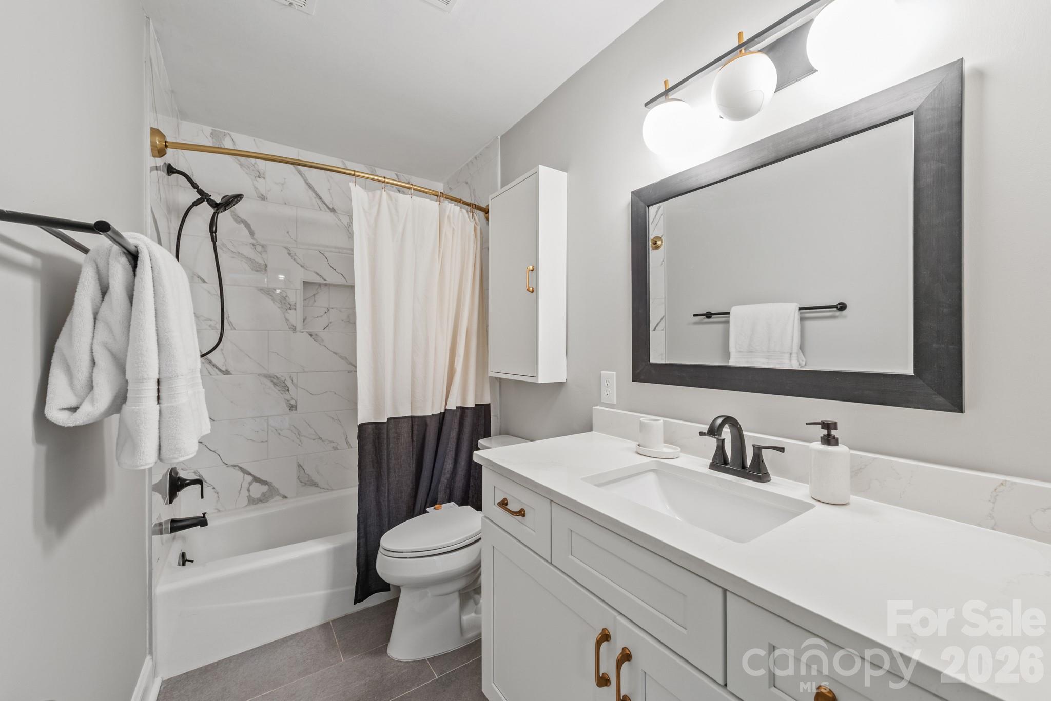 721 Rome Court, Charlotte, NC - photo 17 of 31