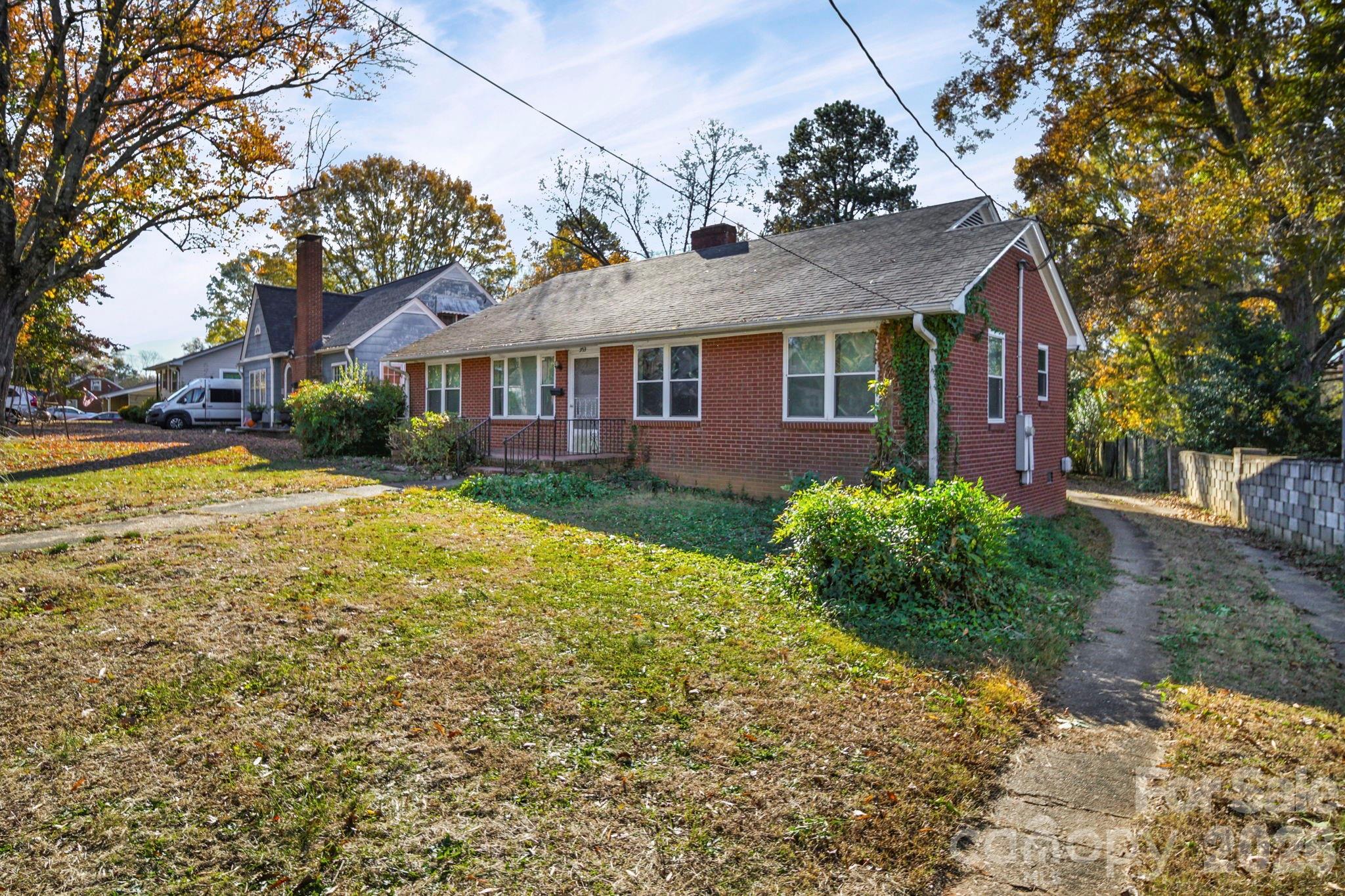 Photo 2 of 953 Fairmont Avenue, Salisbury, NC