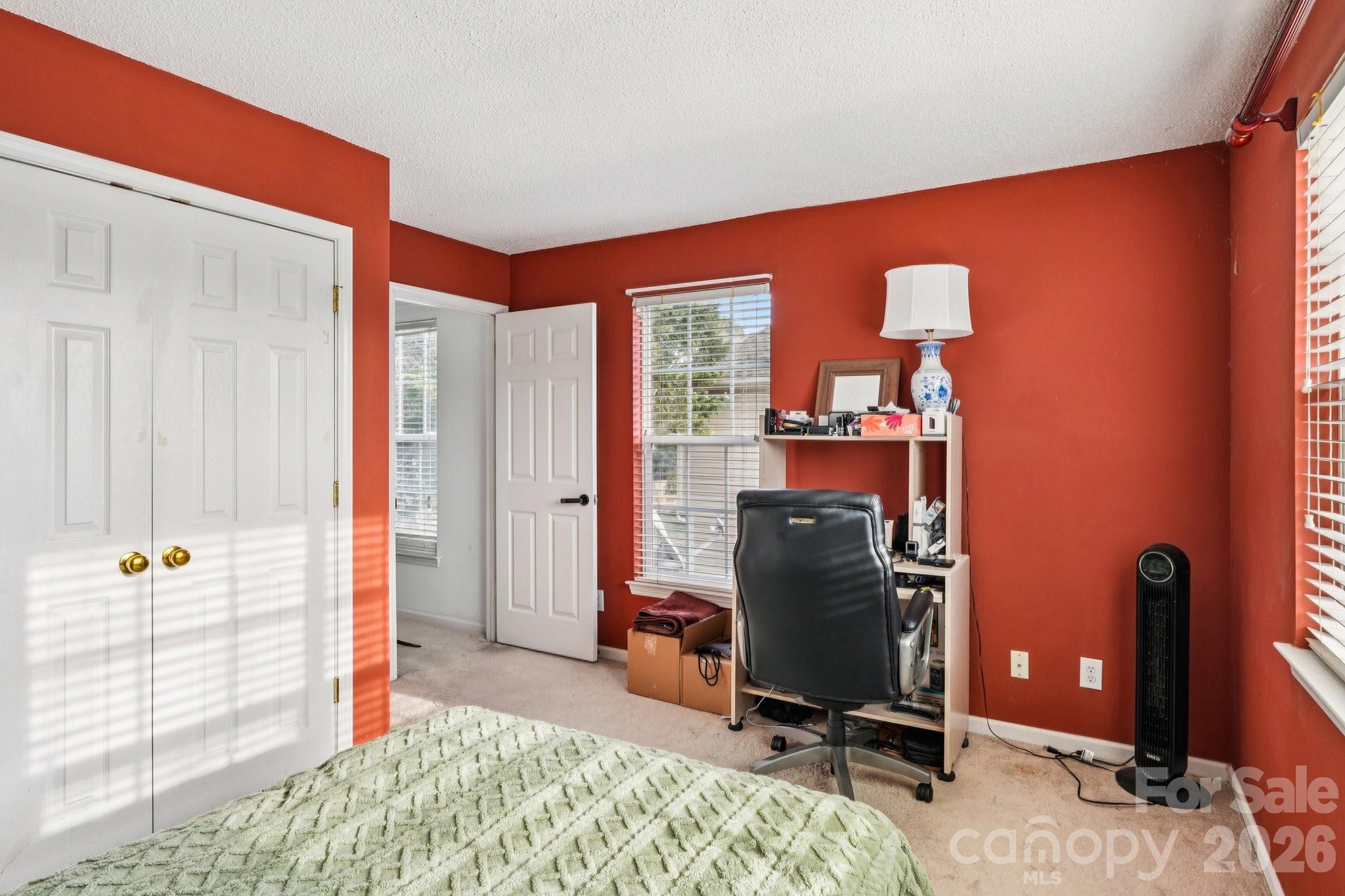 9533 Autumn Applause Drive, Charlotte, NC - photo 17 of 44