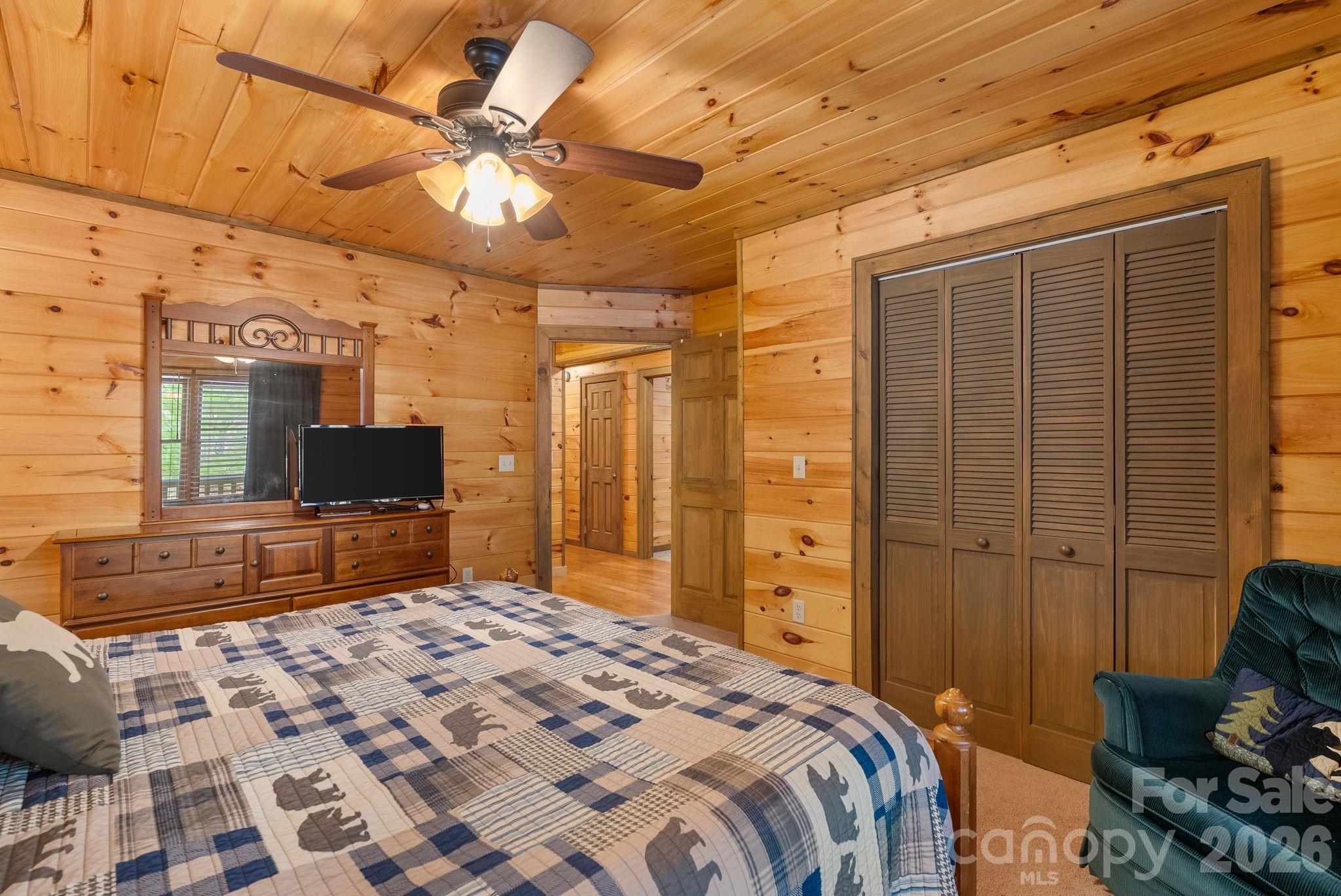 264 Moonbeam Lane, Clyde, NC - photo 14 of 47