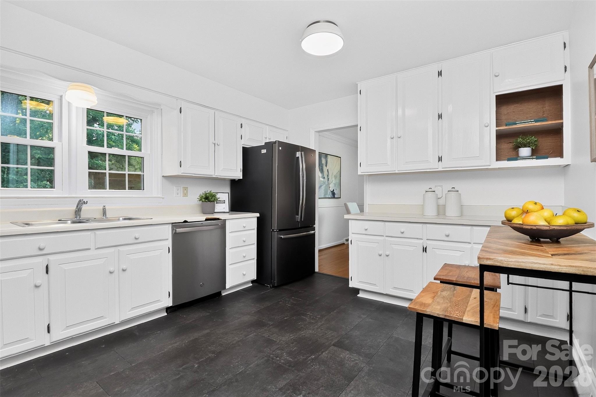 Photo 33 of 6725 Windyrush Road, Charlotte, NC