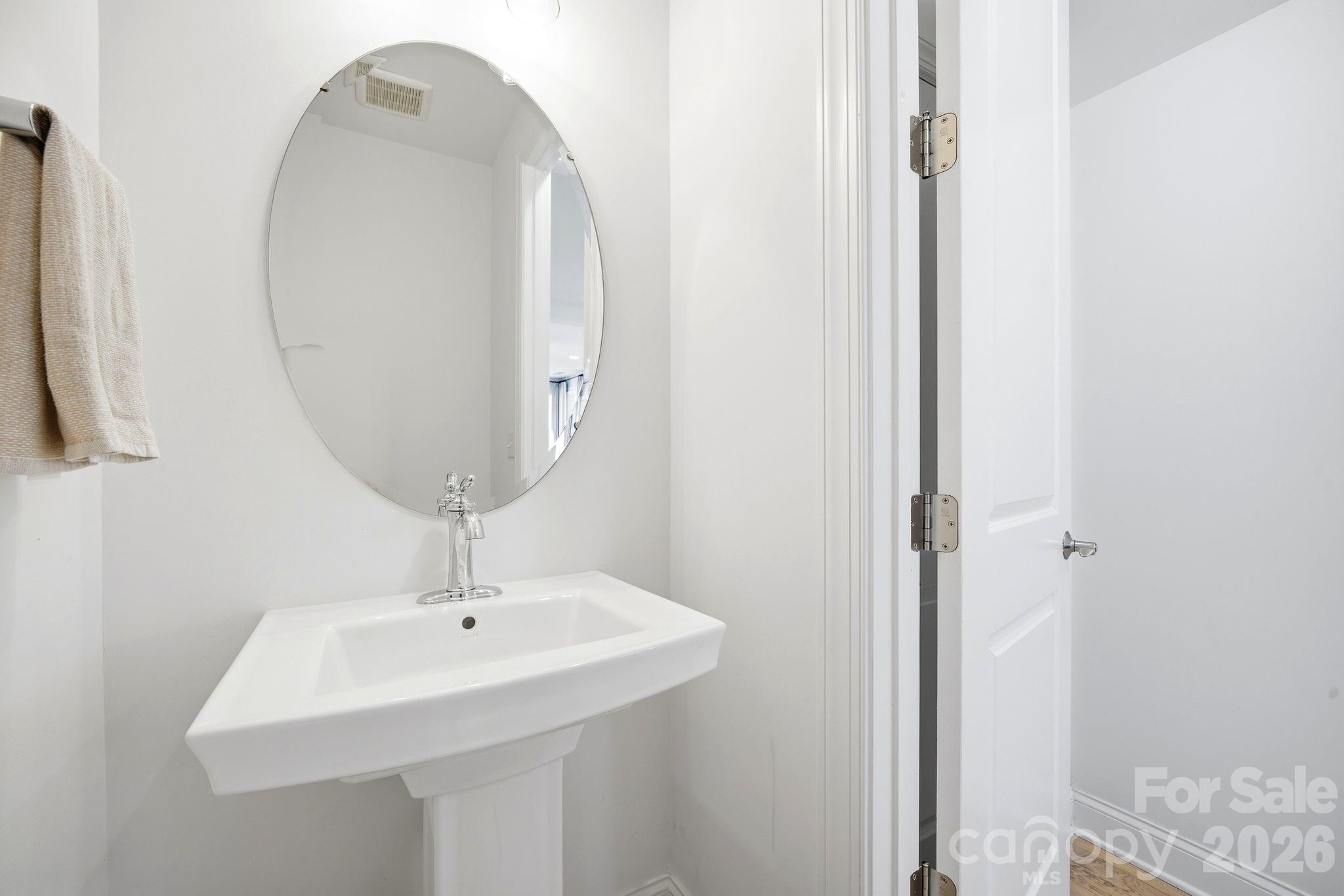 Photo 19 of 6008 Corbin Woods Court, Charlotte, NC