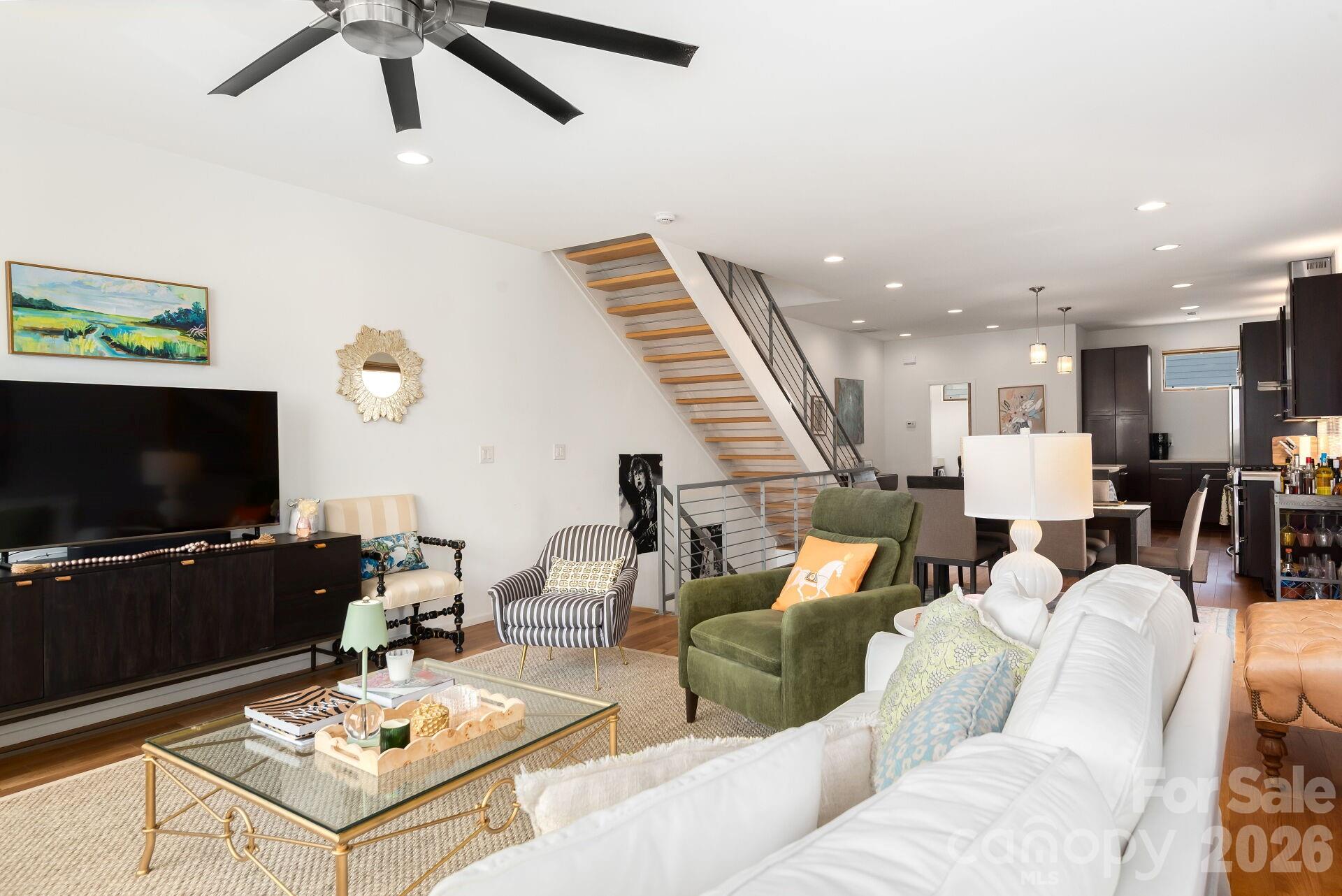 Photo 7 of 933 Westbrook DriveB, Charlotte, NC
