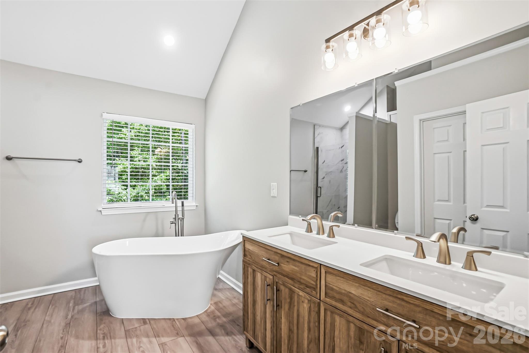 Photo 22 of 5012 Eagle Creek Drive, Charlotte, NC
