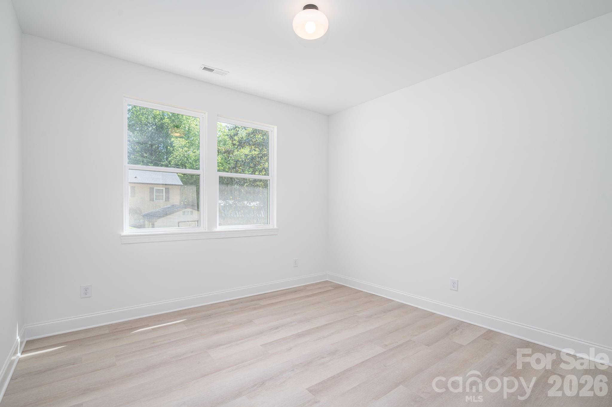 423 S Pinchback Avenue, Bessemer City, NC - photo 14 of 24