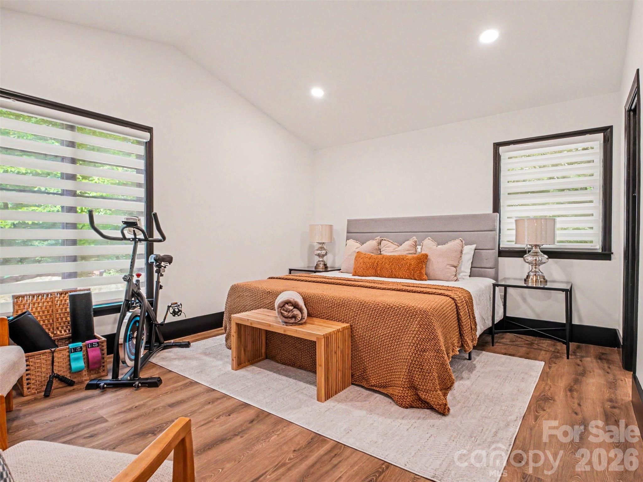 Photo 28 of 1831 Elizabeth Oaks Avenue, Charlotte, NC
