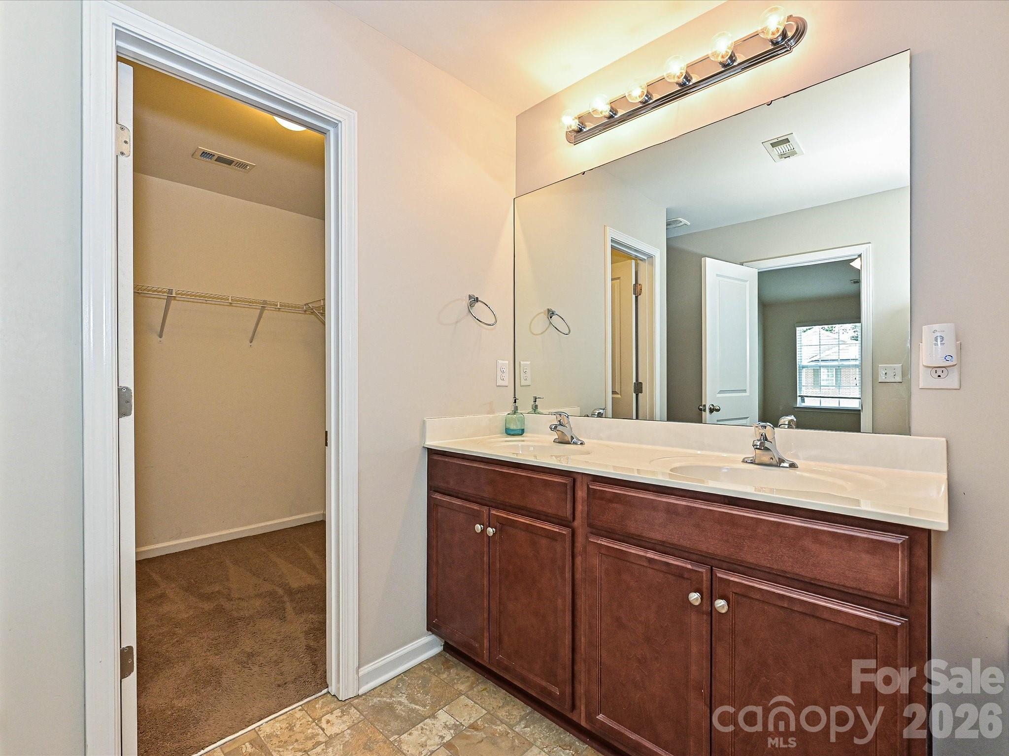 Photo 23 of 6709 Broad Valley Court, Charlotte, NC