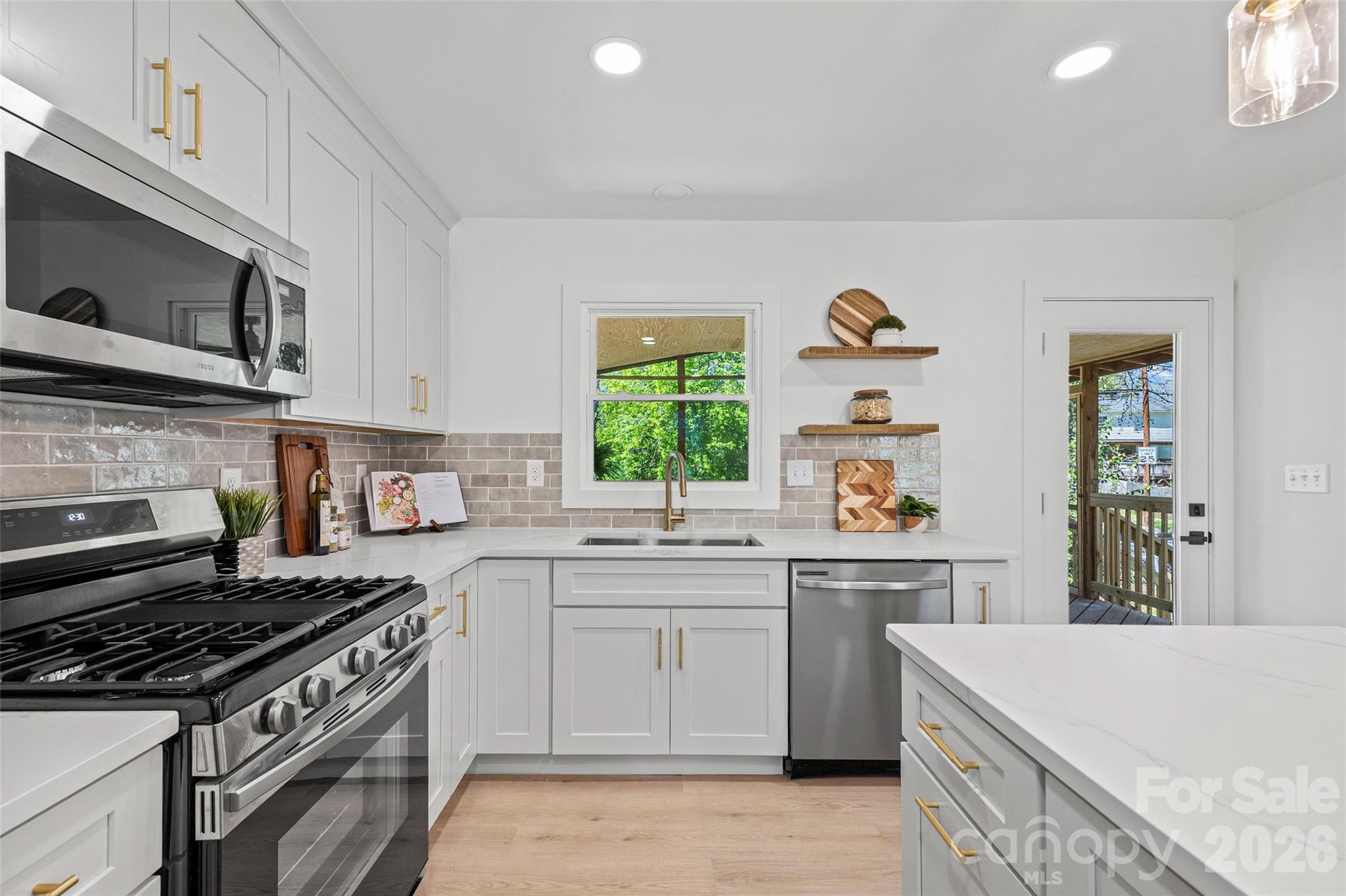 4200 Abbeydale Drive, Charlotte, NC - photo 9 of 27