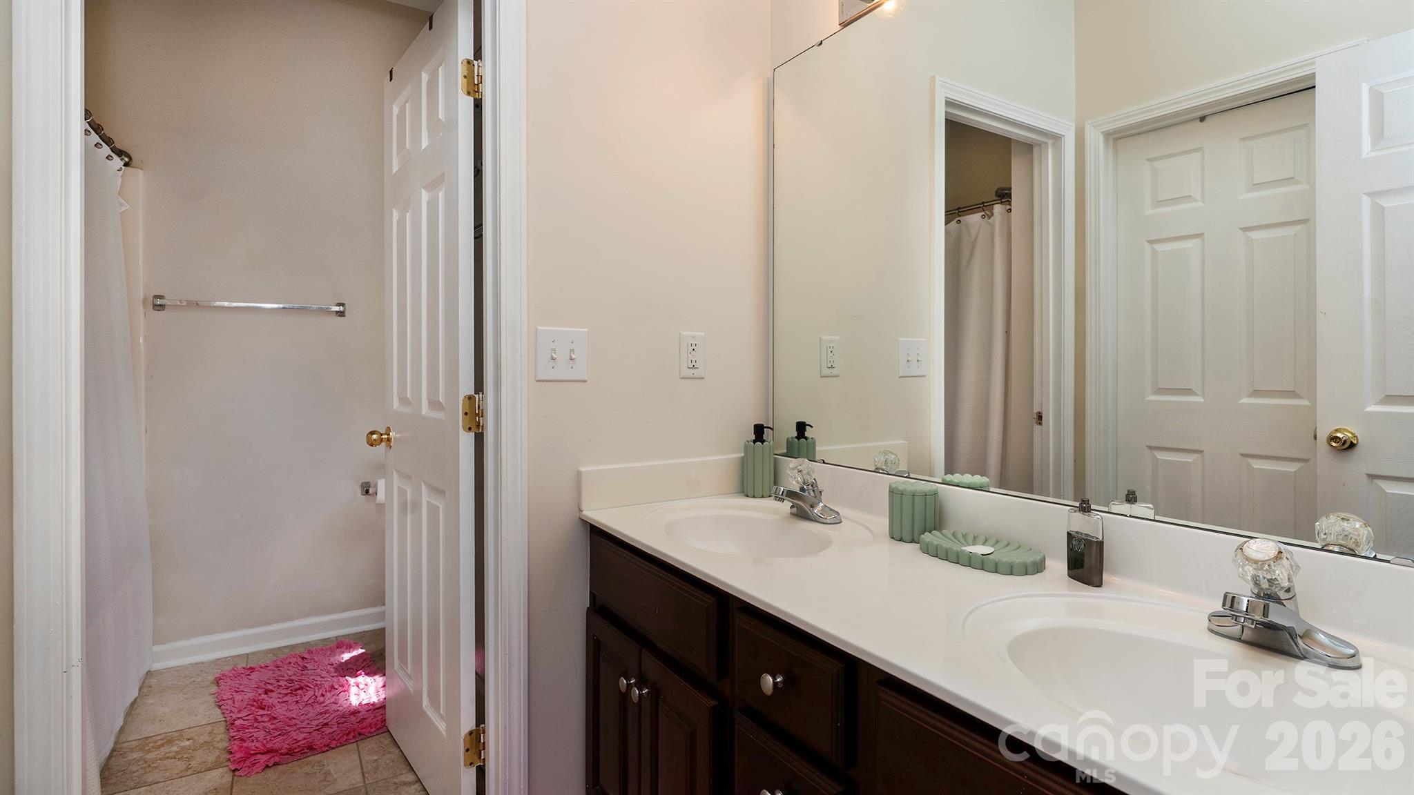 Photo 19 of 16731 Macanthra Drive, Charlotte, NC