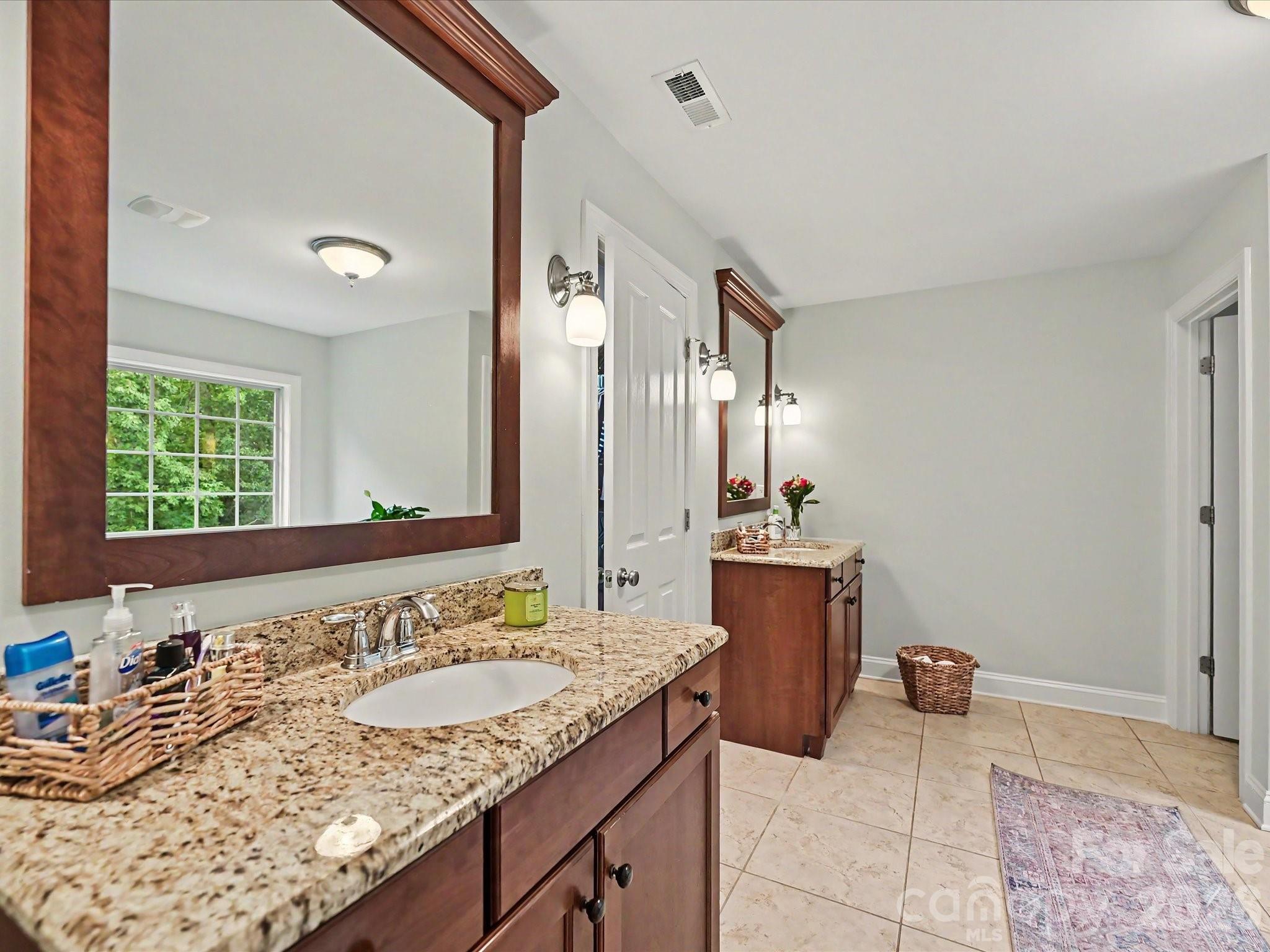 Photo 23 of 9643 Hampton Oaks Lane, Charlotte, NC