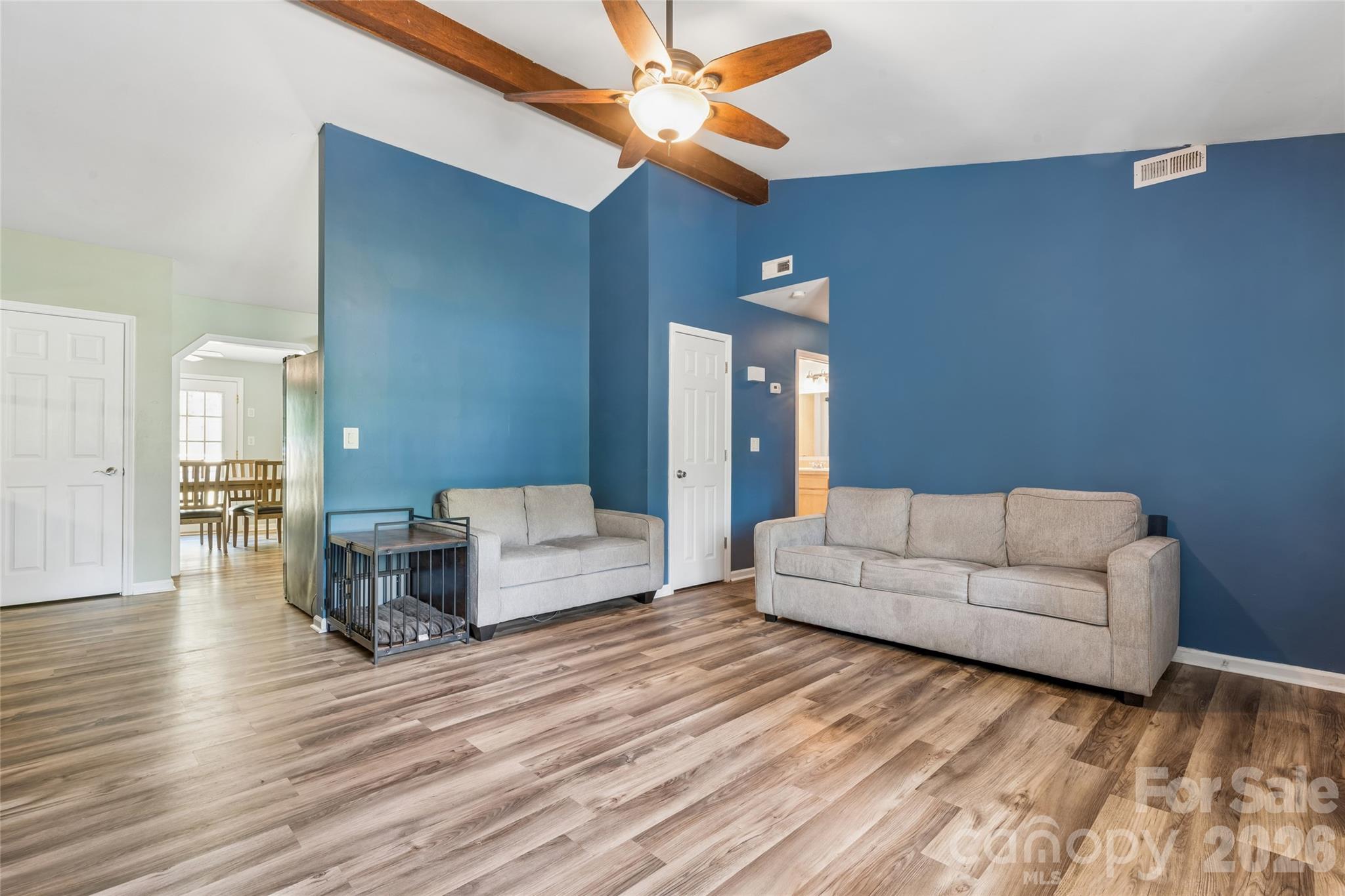 Photo 4 of 6127 Dovetail Court, Charlotte, NC