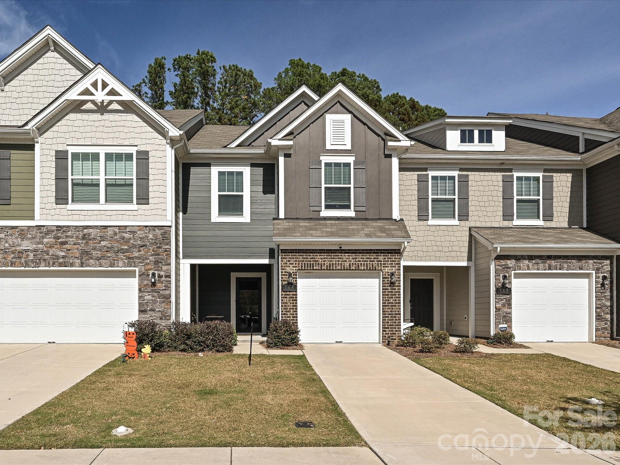 Exterior of 348 abington Street, Matthews, NC
