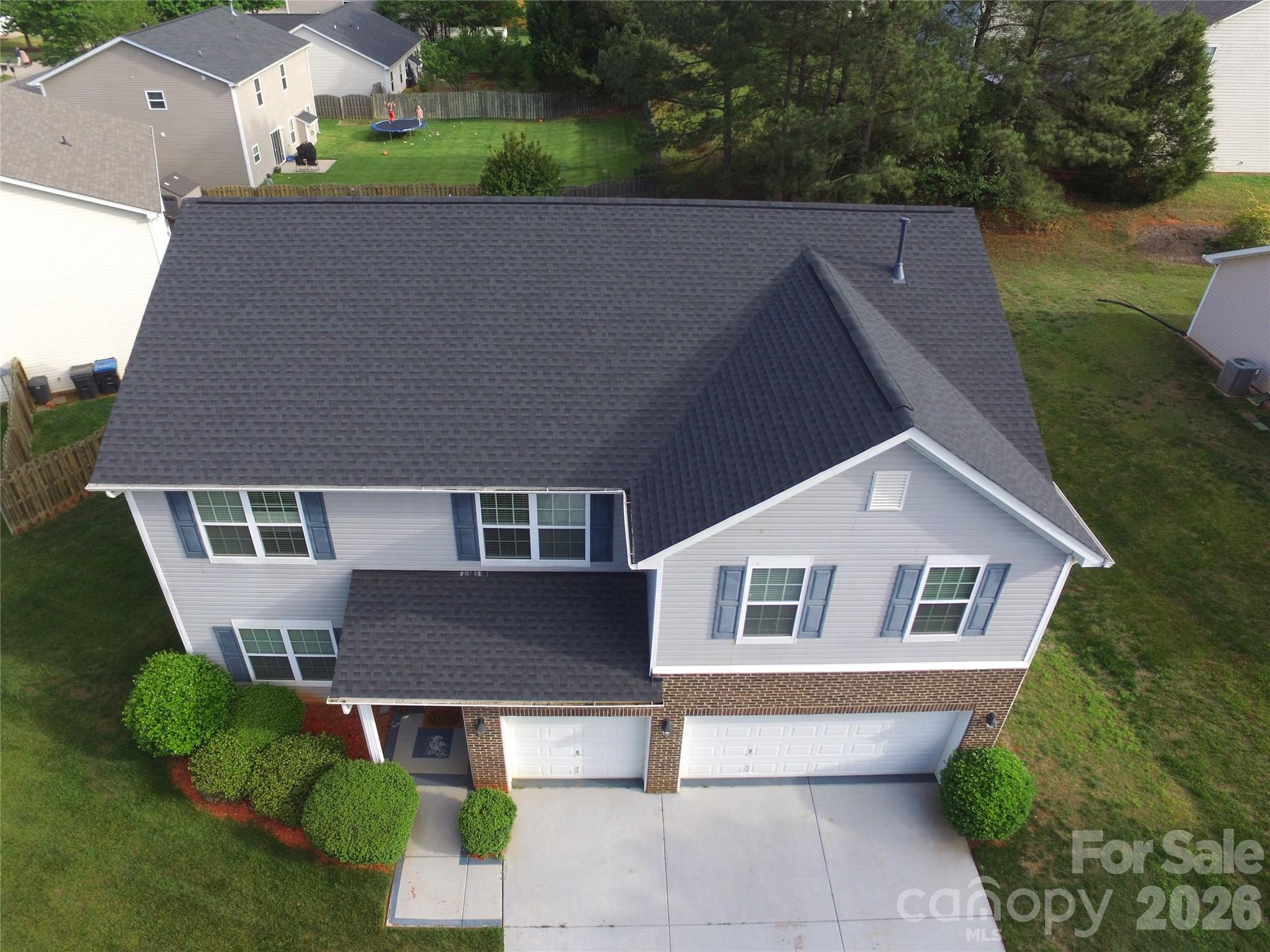 Photo 2 of 10229 Highland Creek Circle, Fort Mill, SC