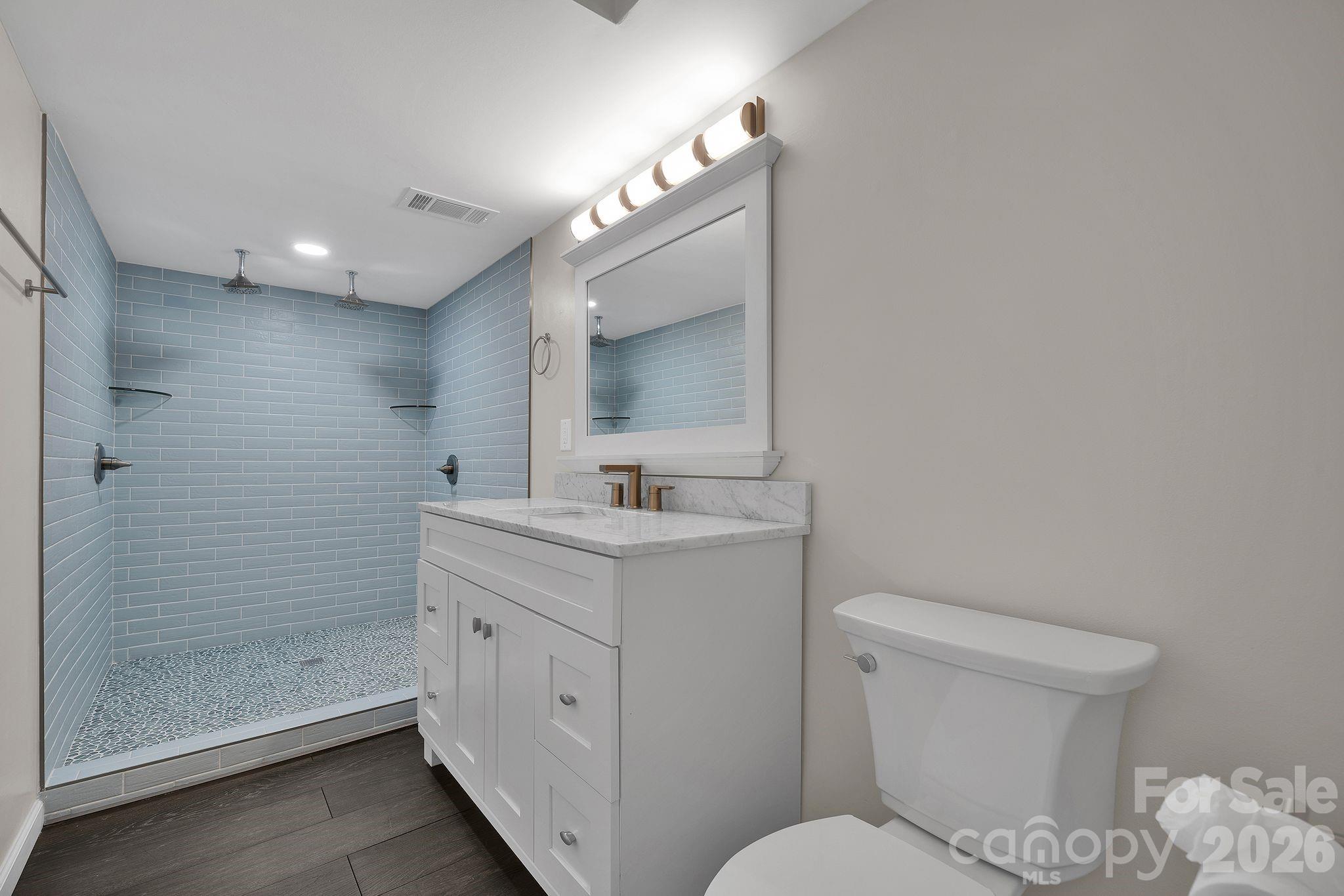 Photo 7 of 8308 Knights Bridge Road, Charlotte, NC