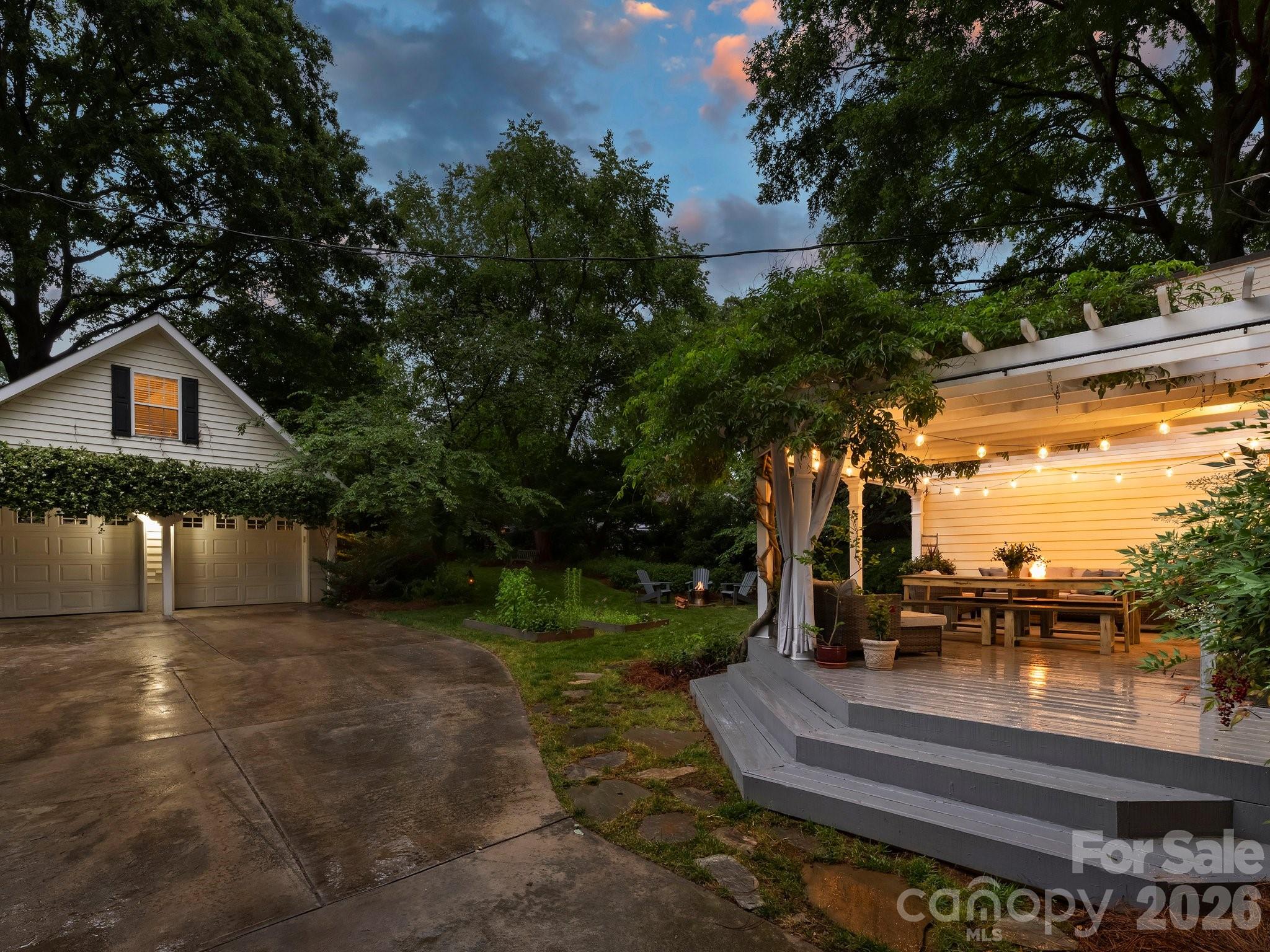 Photo 36 of 2126 Cumberland Avenue, Charlotte, NC