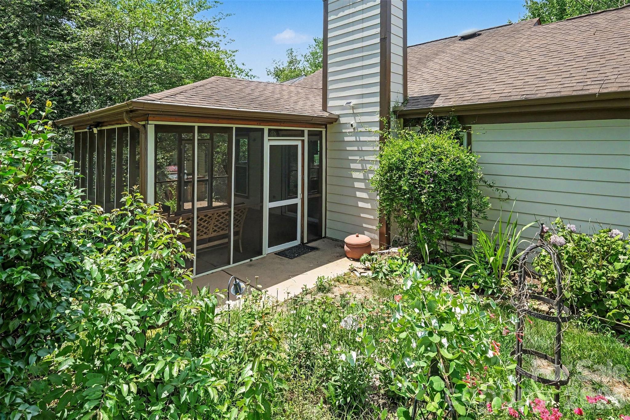 Photo 28 of 9330 Oren Thompson Road, Charlotte, NC