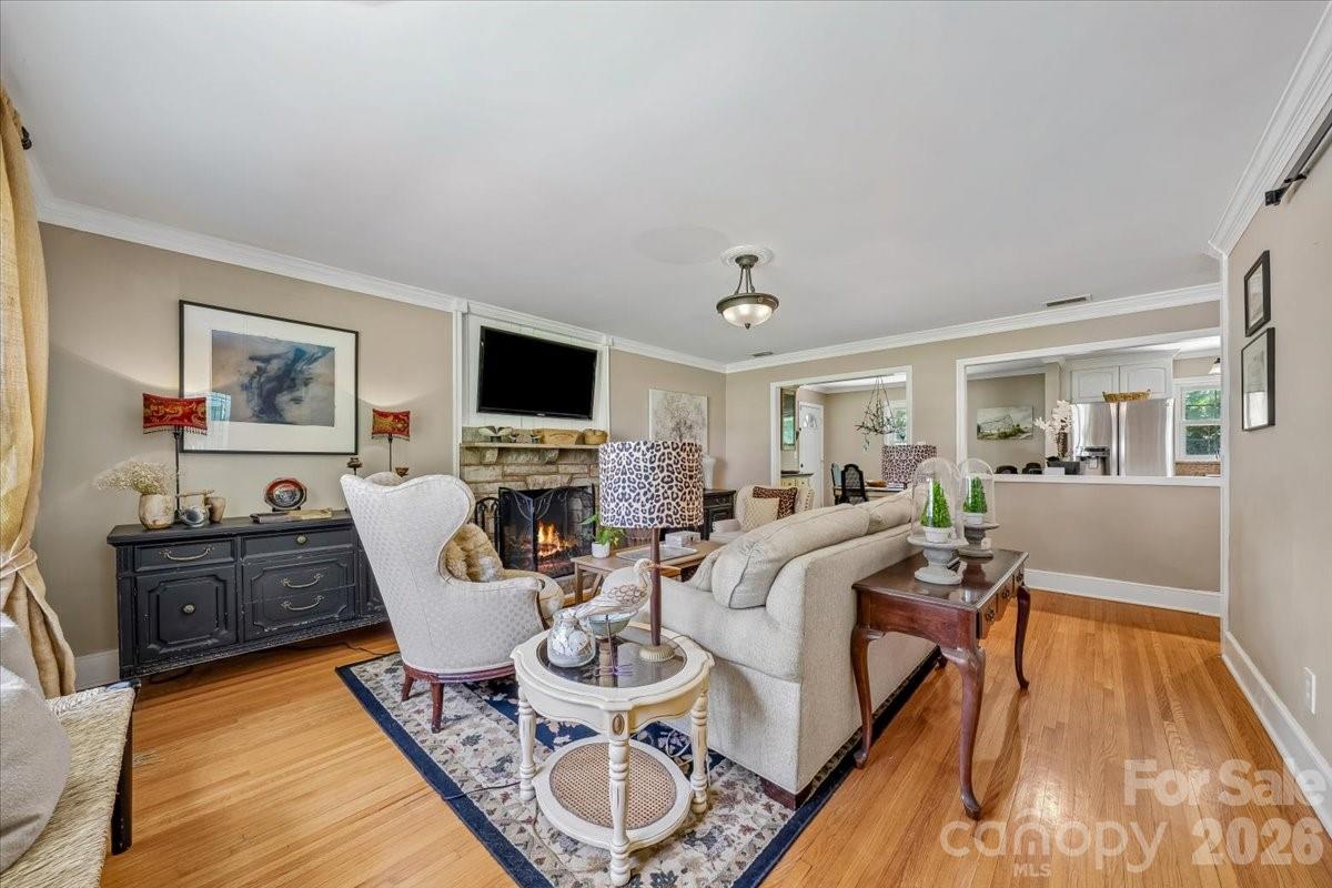 Home for sale at 1135 Blueberry Lane, Charlotte, NC — photo 6 of 48