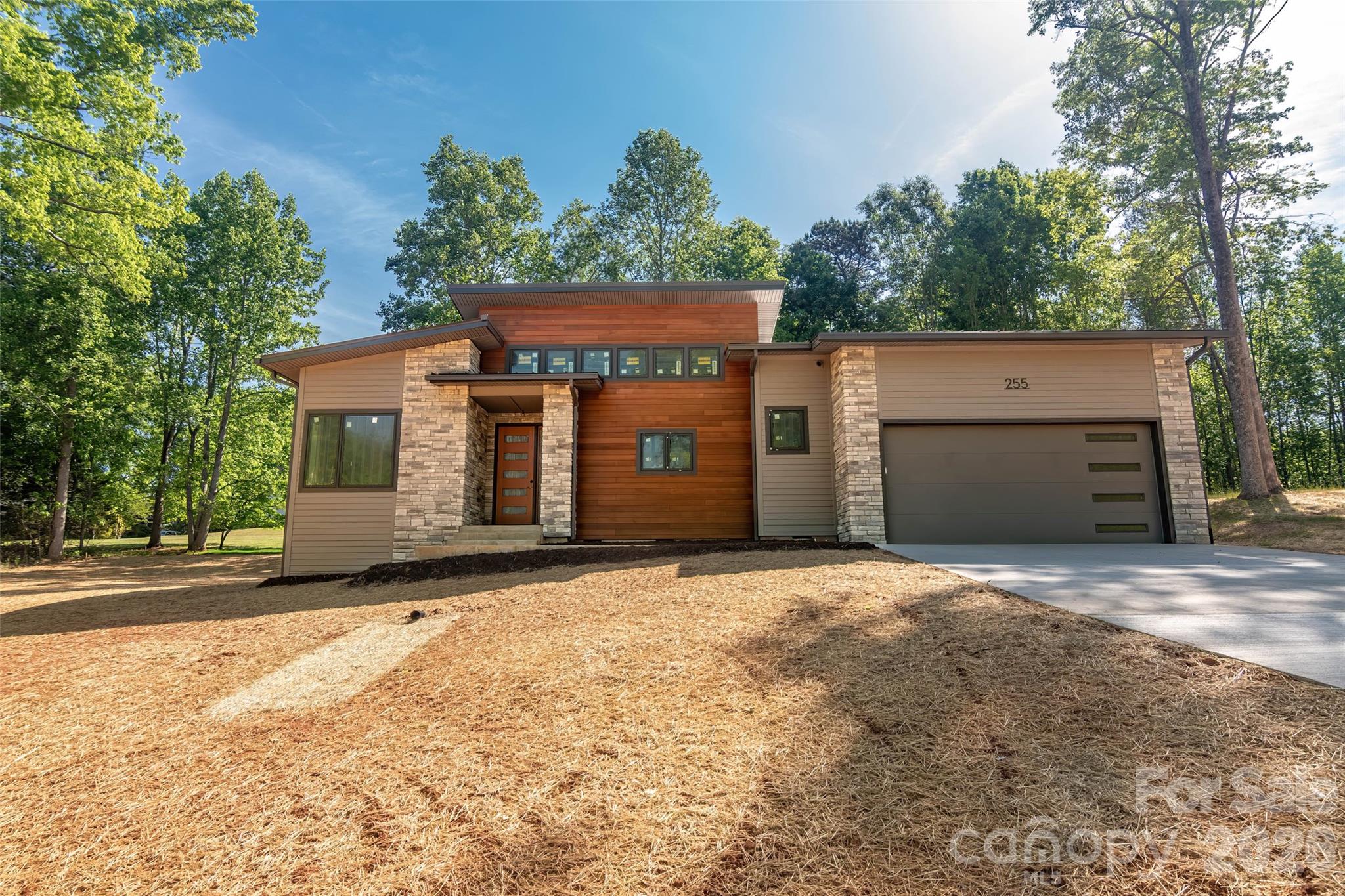 Photo 2 of 255 Hunters Trace, Rutherfordton, NC