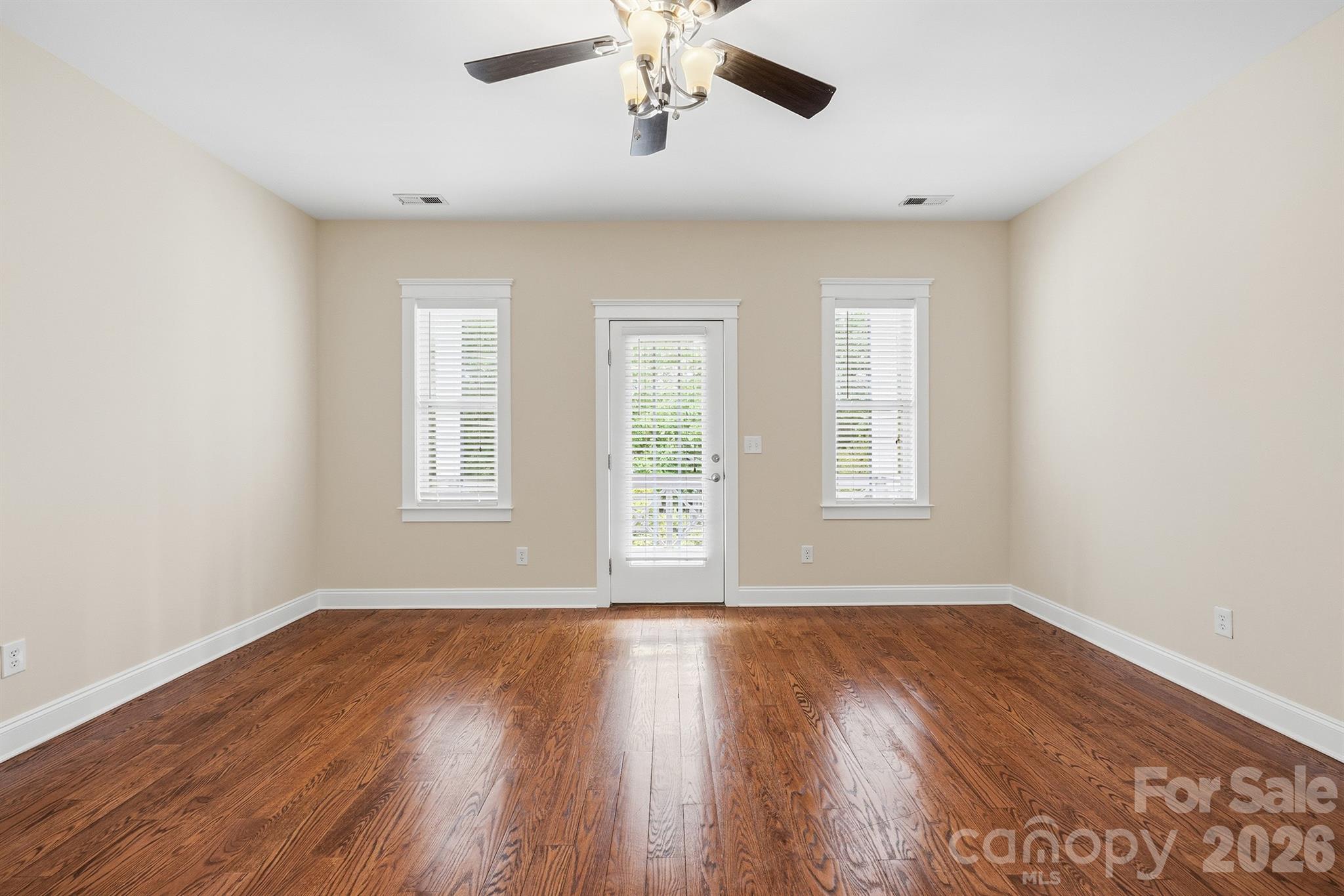 Photo 23 of 717 E 8th Street, Charlotte, NC