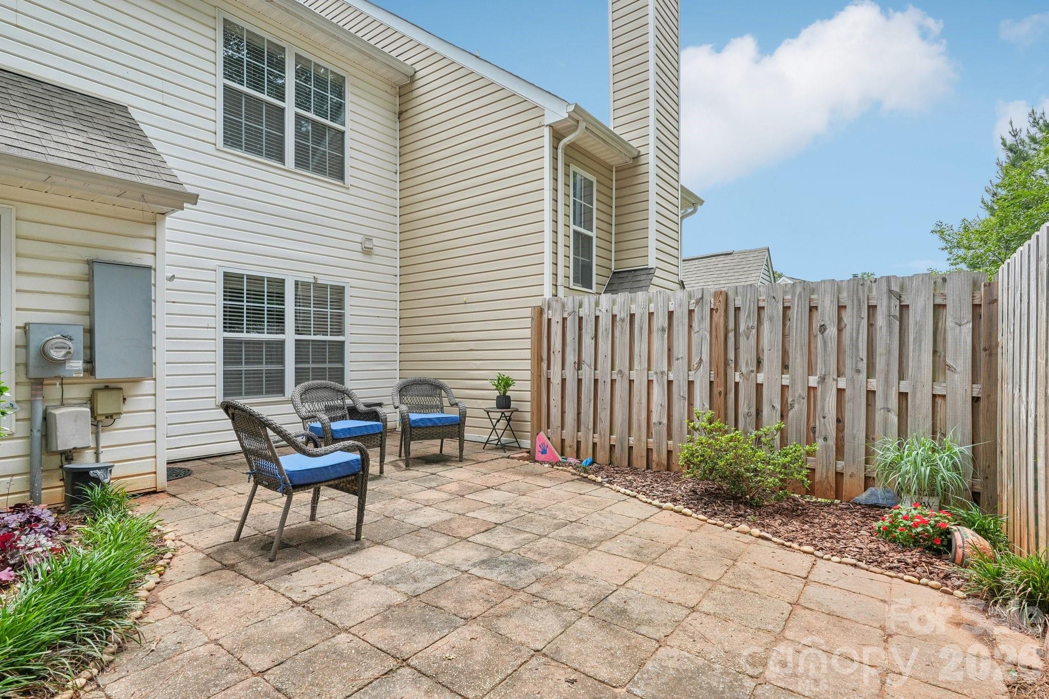 Photo 28 of 8406 Southgate Commons Drive, Charlotte, NC