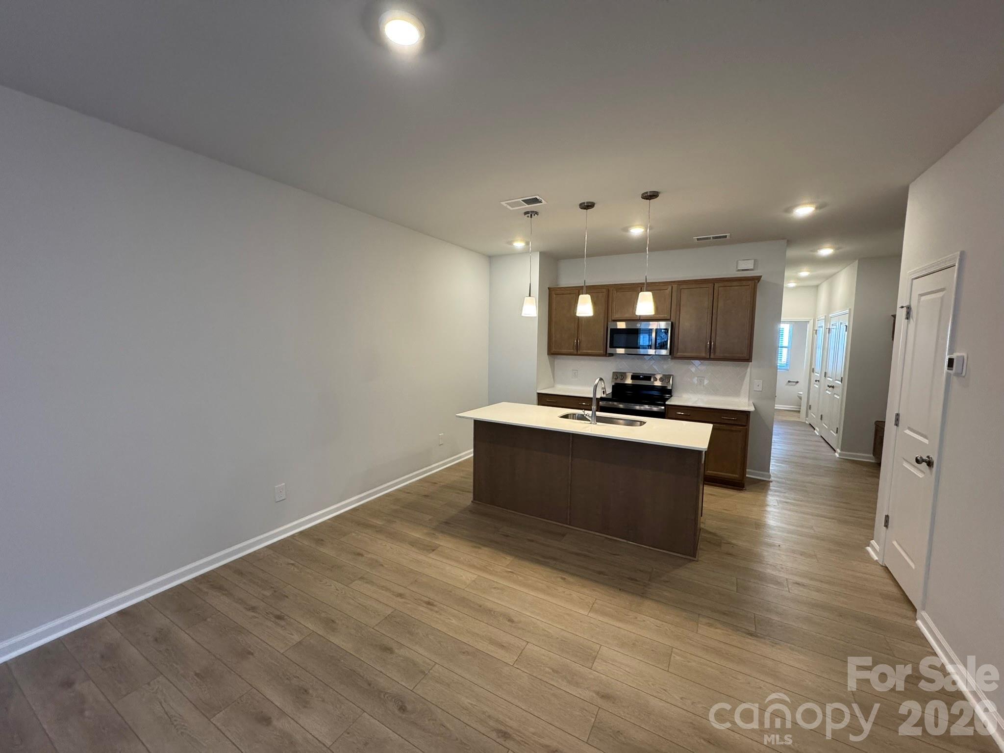 Photo 13 of 4632 Lakeview Road, Charlotte, NC