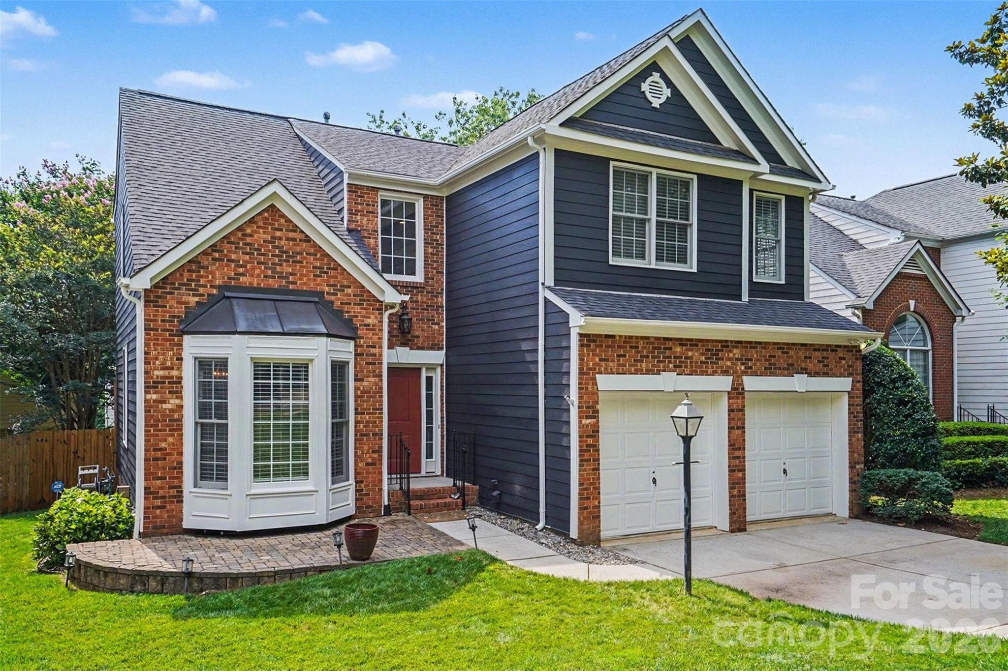Photo 2 of 1926 Dunhill Drive, Charlotte, NC