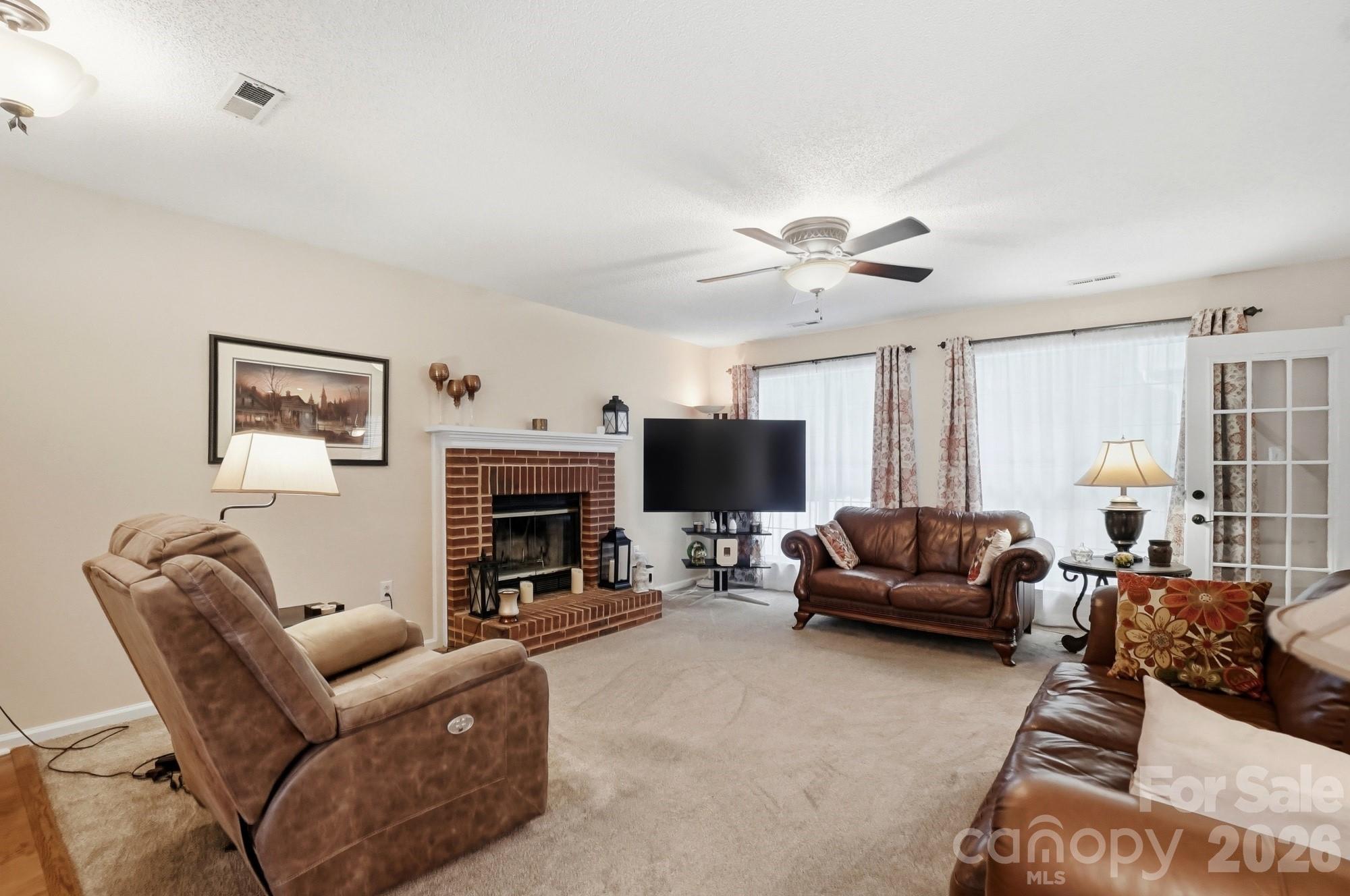 Photo 6 of 6000 Carriage Oaks Drive, Charlotte, NC