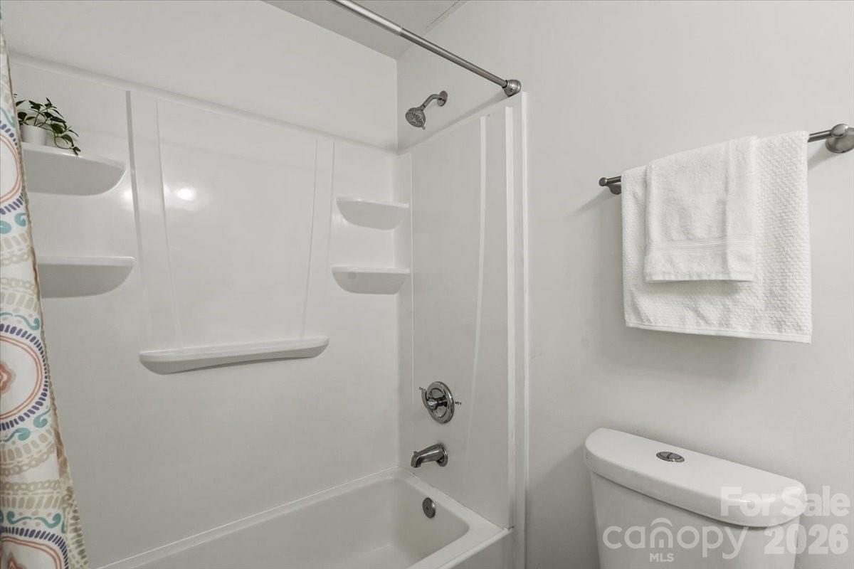 Photo 29 of 4930 Crestmont Drive, Charlotte, NC