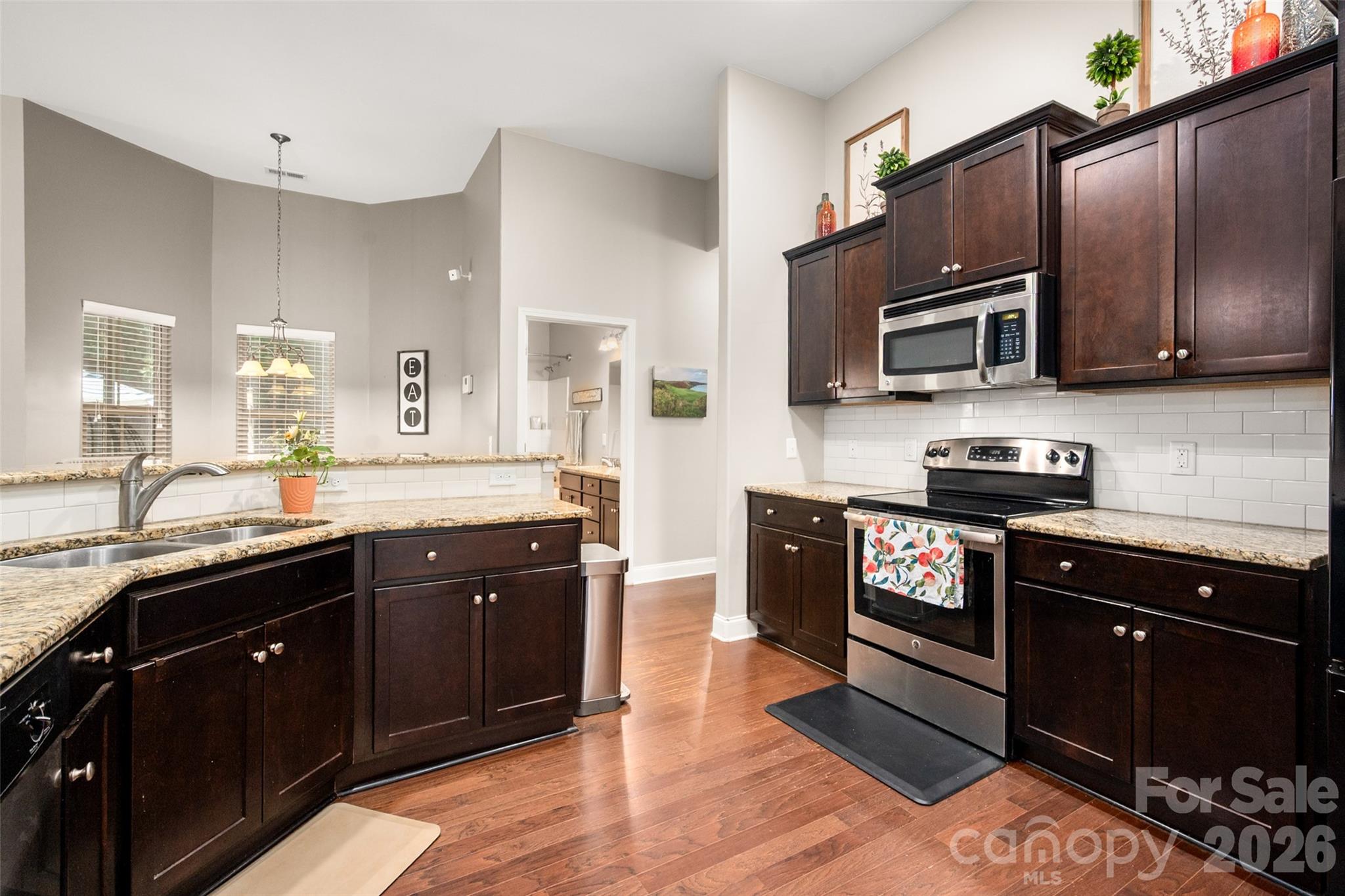 Photo 13 of 12411 Pine Terrace Court, Charlotte, NC