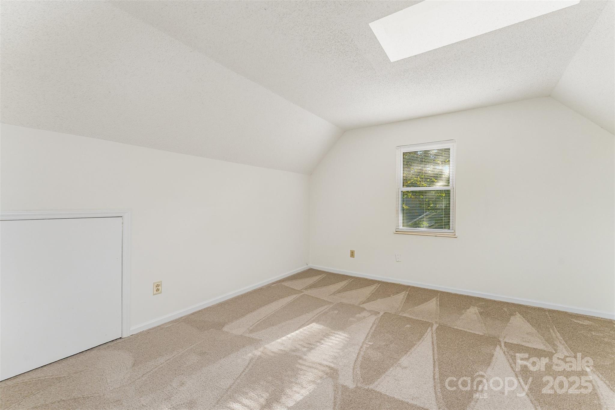Photo 20 of 2319 Oak Leigh Drive, Charlotte, NC