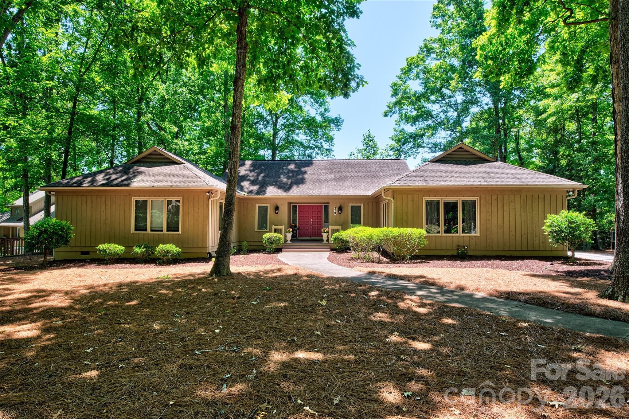 6 Honeysuckle Woods, Lake Wylie, SC