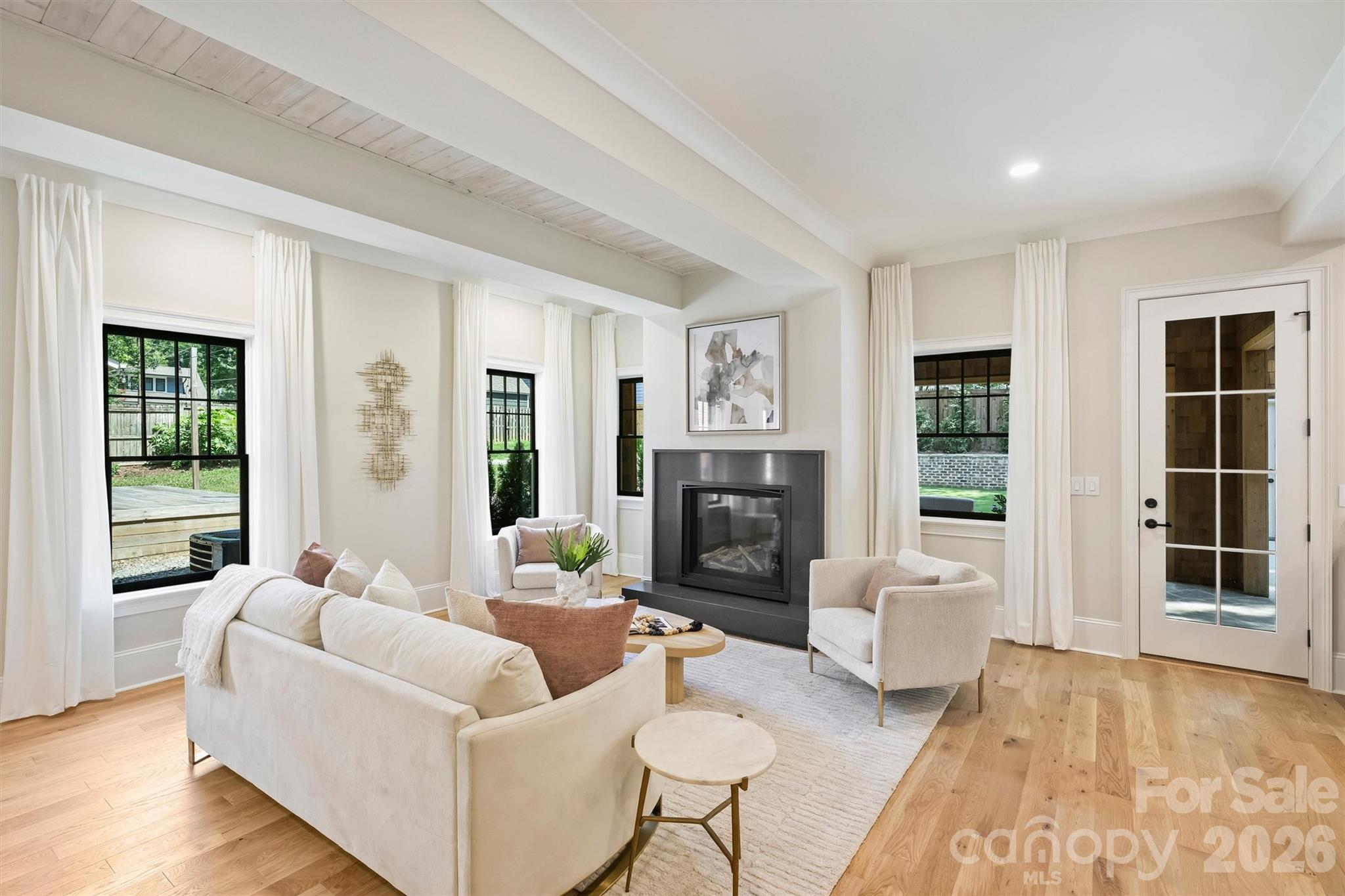 Photo 11 of 509 E Tremont Avenue, Charlotte, NC